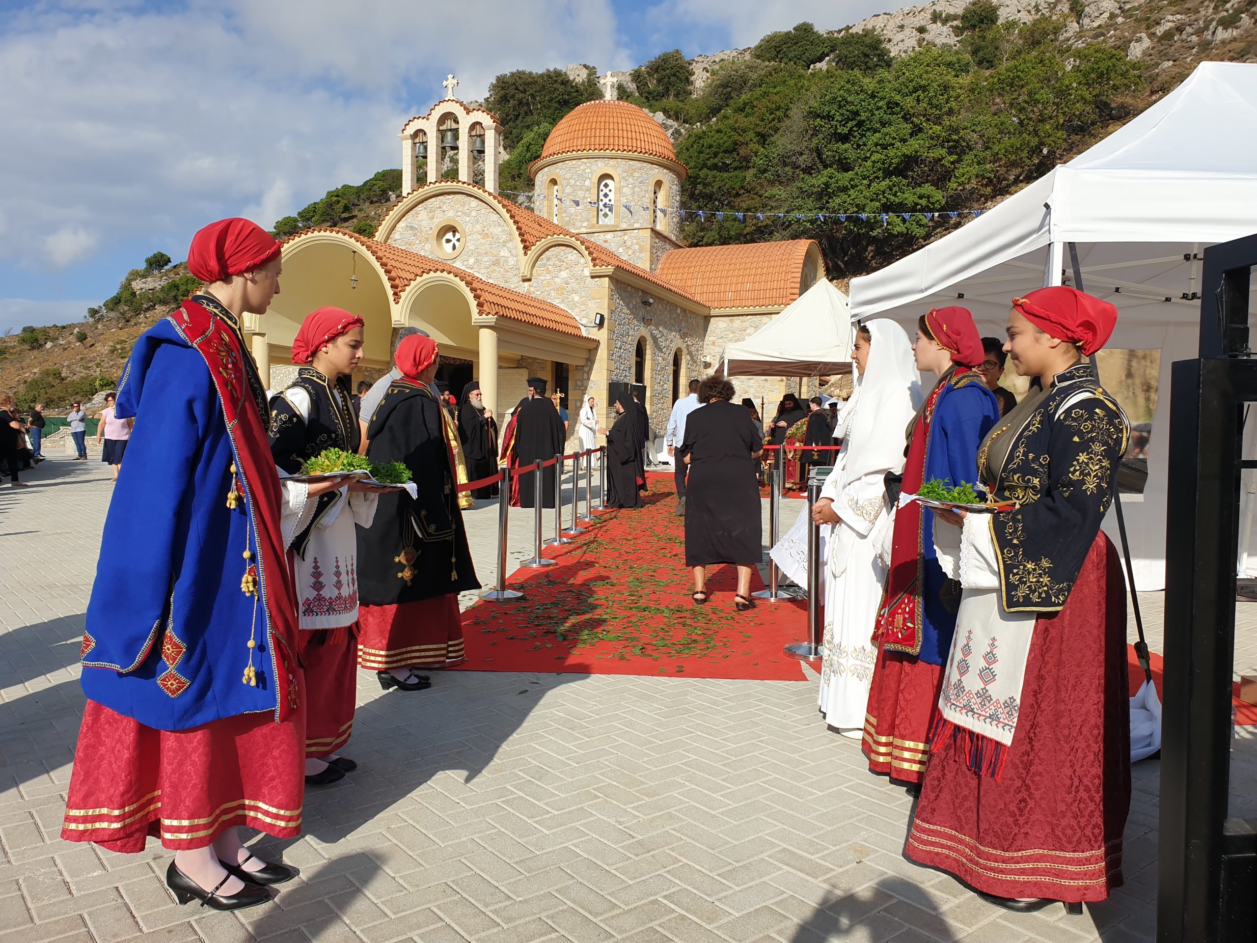 Αποστολή, Συρικάρι: Εγκαίνια του πρώτου Ι.Ν. του Αγ. Νικηφόρου του ...