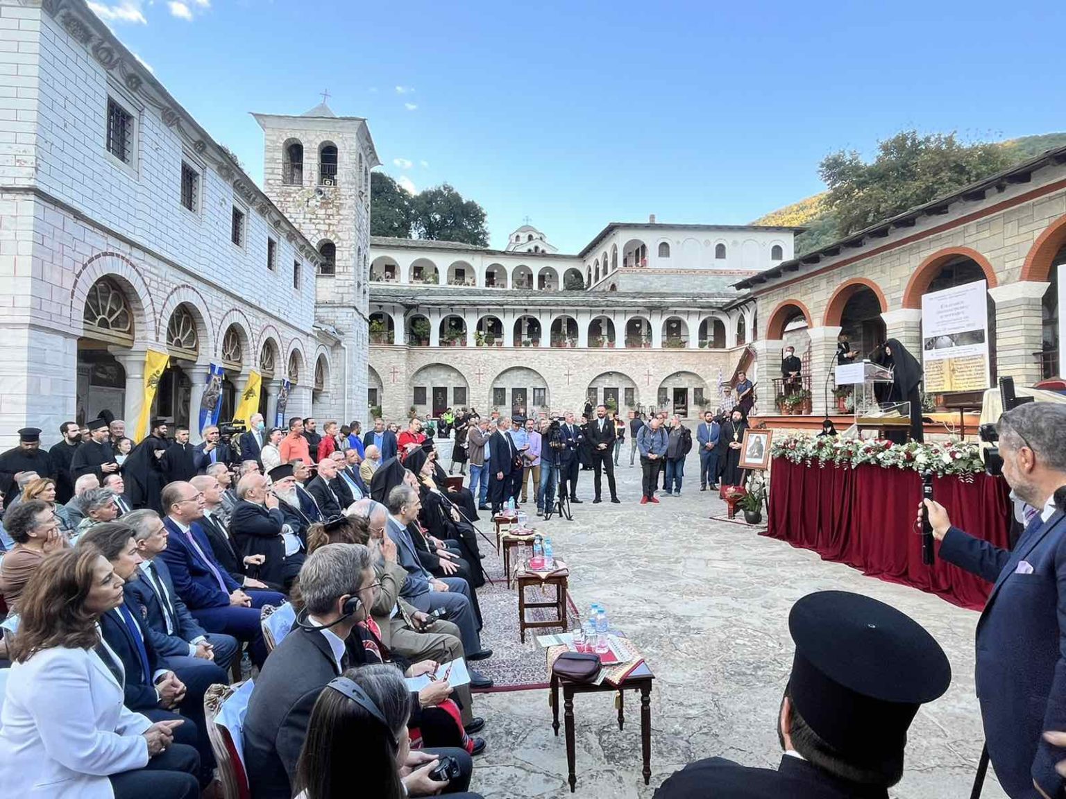 Η Χαρά Κεφαλίδου για την επιστροφή του Χειρογράφου "Ευαγγελισταρίου 220 ...