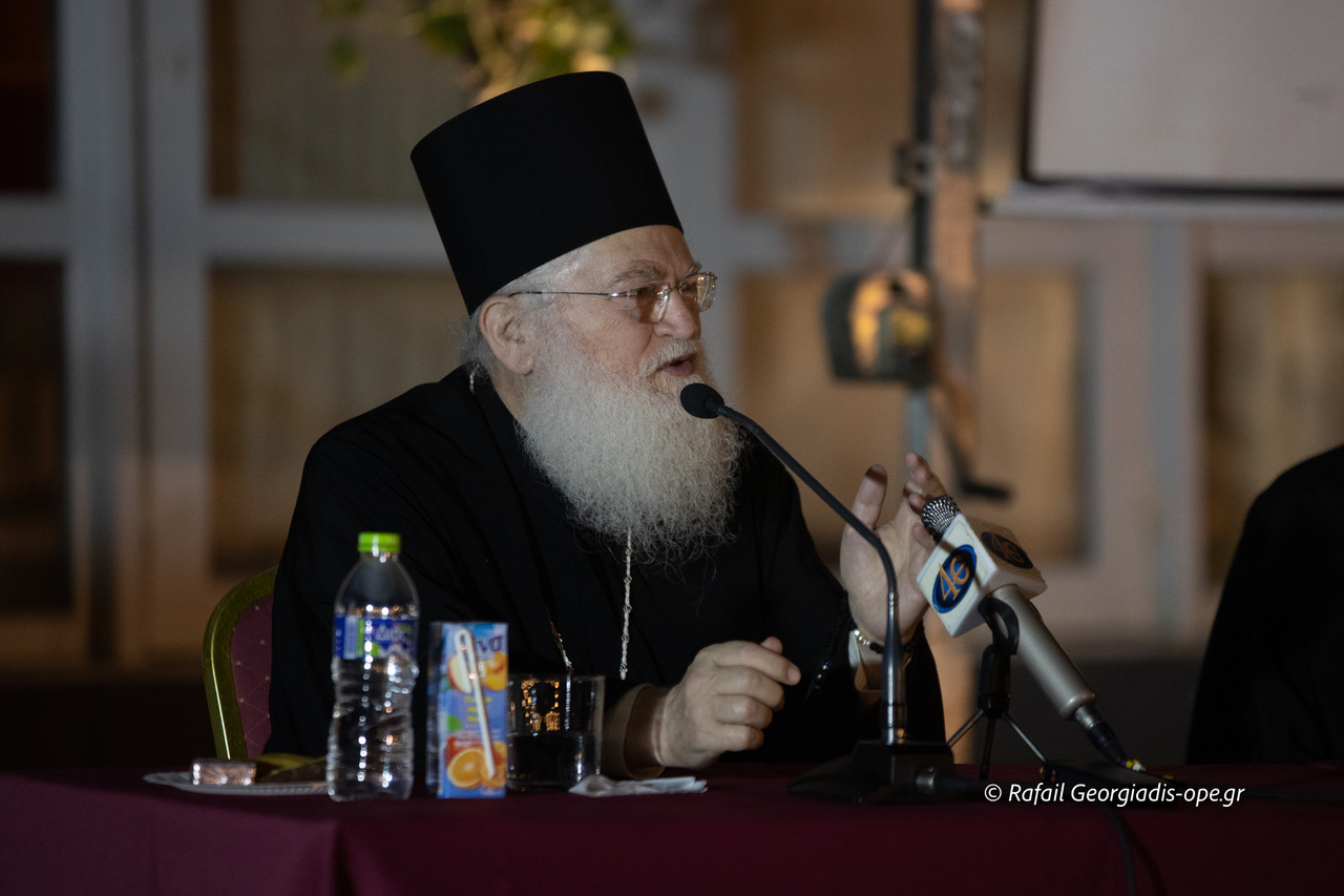 Ο Γέροντας Εφραίμ στο αρχονταρίκι της Ιεραποστολικής Στέγης - Ορθοδοξία ...