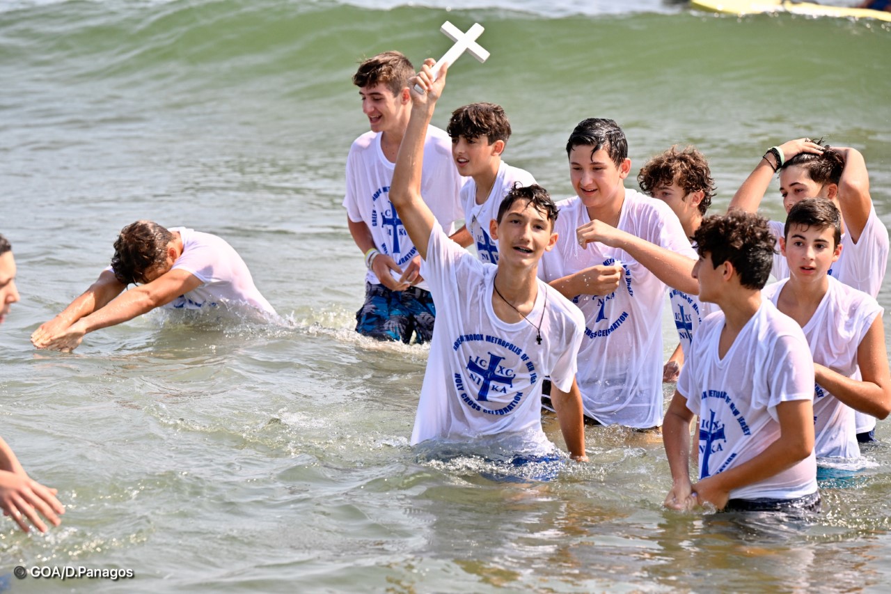 Η κατάδυση του Τιμίου Σταυρού στη Νέα Ιερσέη - Ορθοδοξία News Agency