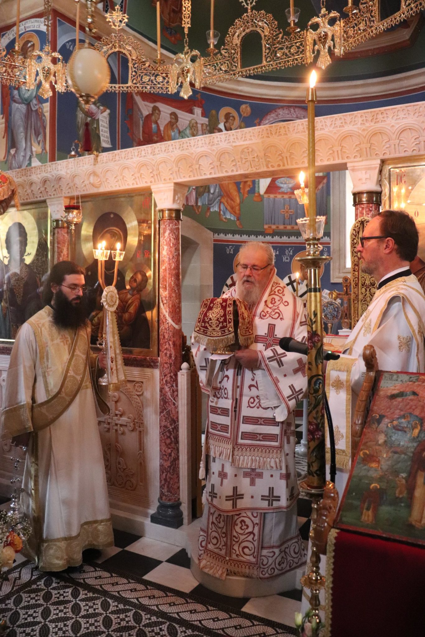 Μονή Γουβερνέτου: Αρχιερατικό Συλλείτουργο για τον Άγιο Ιωάννη τον ...