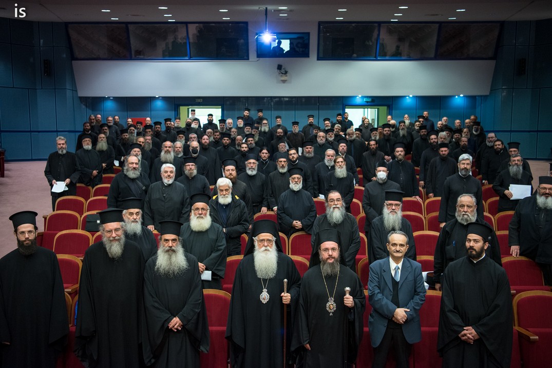 Οι Κληρικοί της Δημητριάδος υποδέχθηκαν τον νέο Μητροπολίτη Αιτωλίας ...