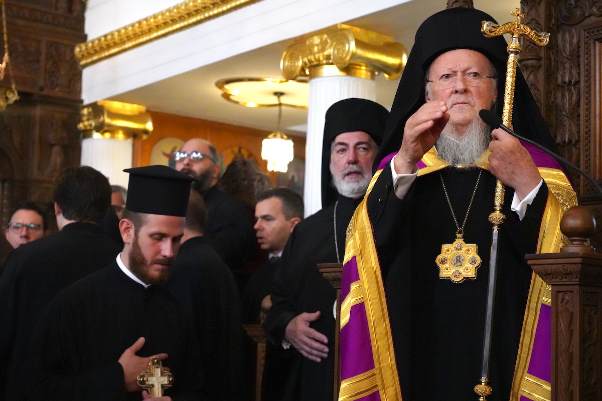 Ο Οικουμενικός Πατριάρχης στην Αρχιεπισκοπή Θυατείρων - Δοξολογία στον ...