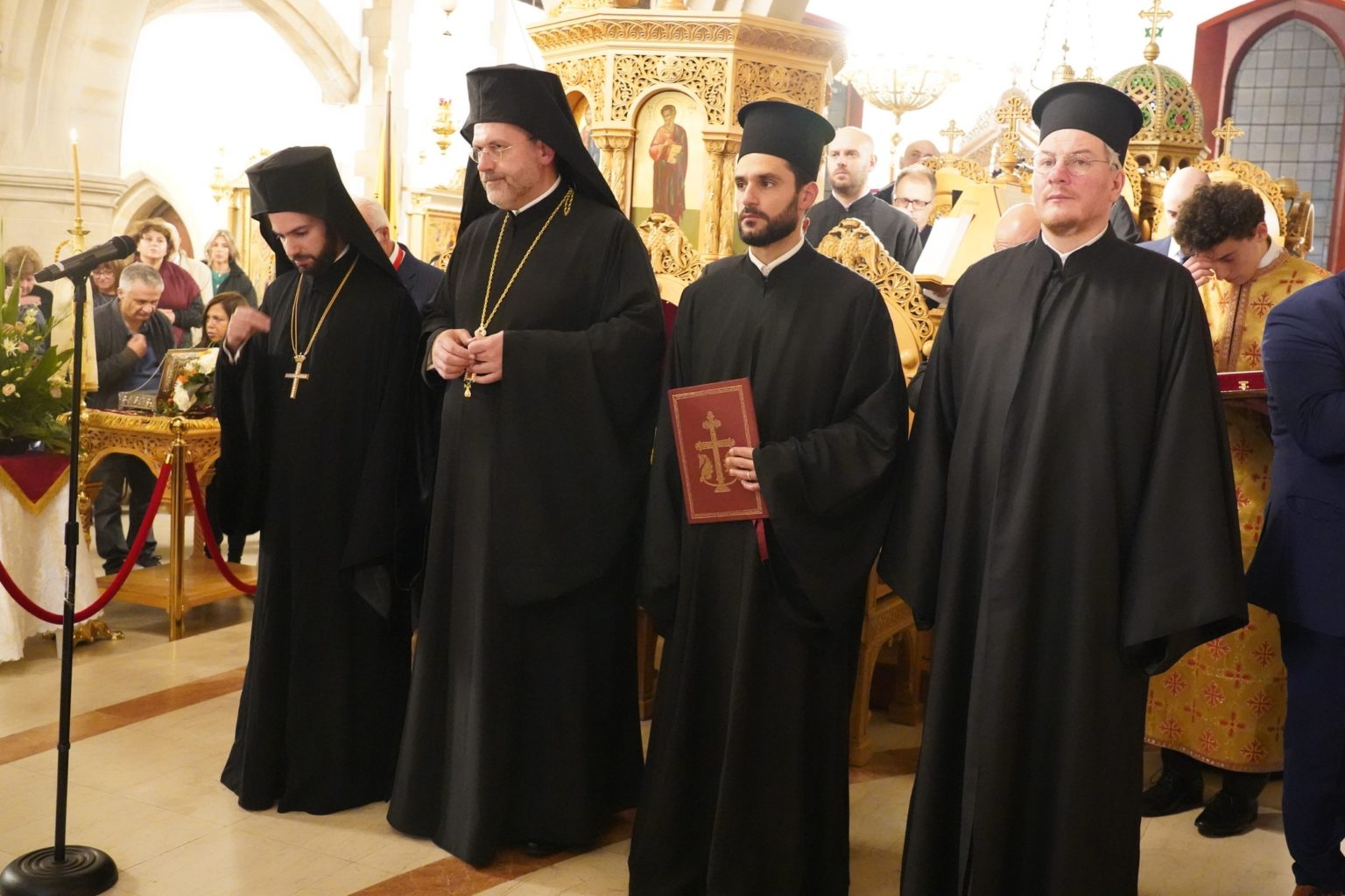 Ο Οικουμενικός Πατριάρχης χοροστάτησε στον Εσπερινό του Αγίου Δημητρίου ...