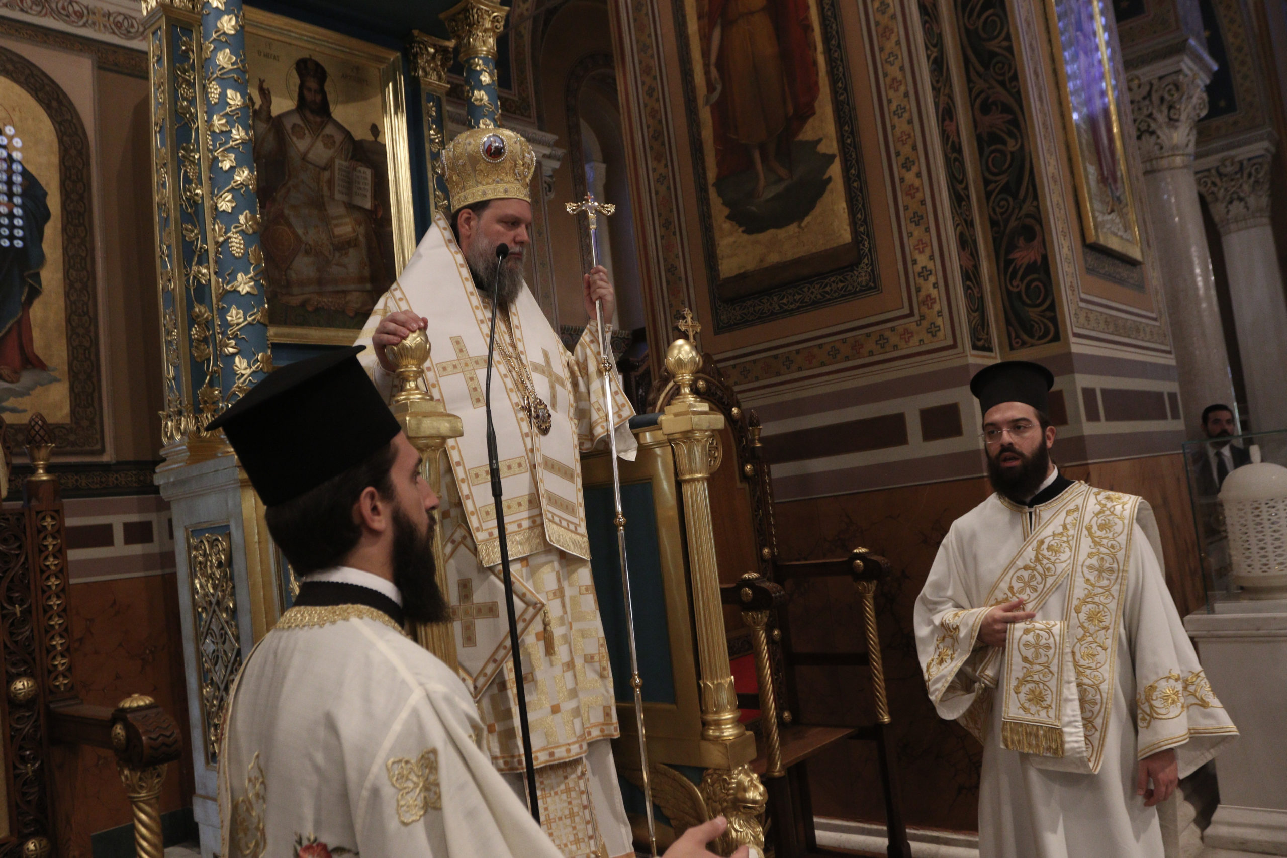 Οι Δικαστικοί τίμησαν τον Προστάτη τους Άγιο Διονύσιο τον Αρεοπαγίτη ...