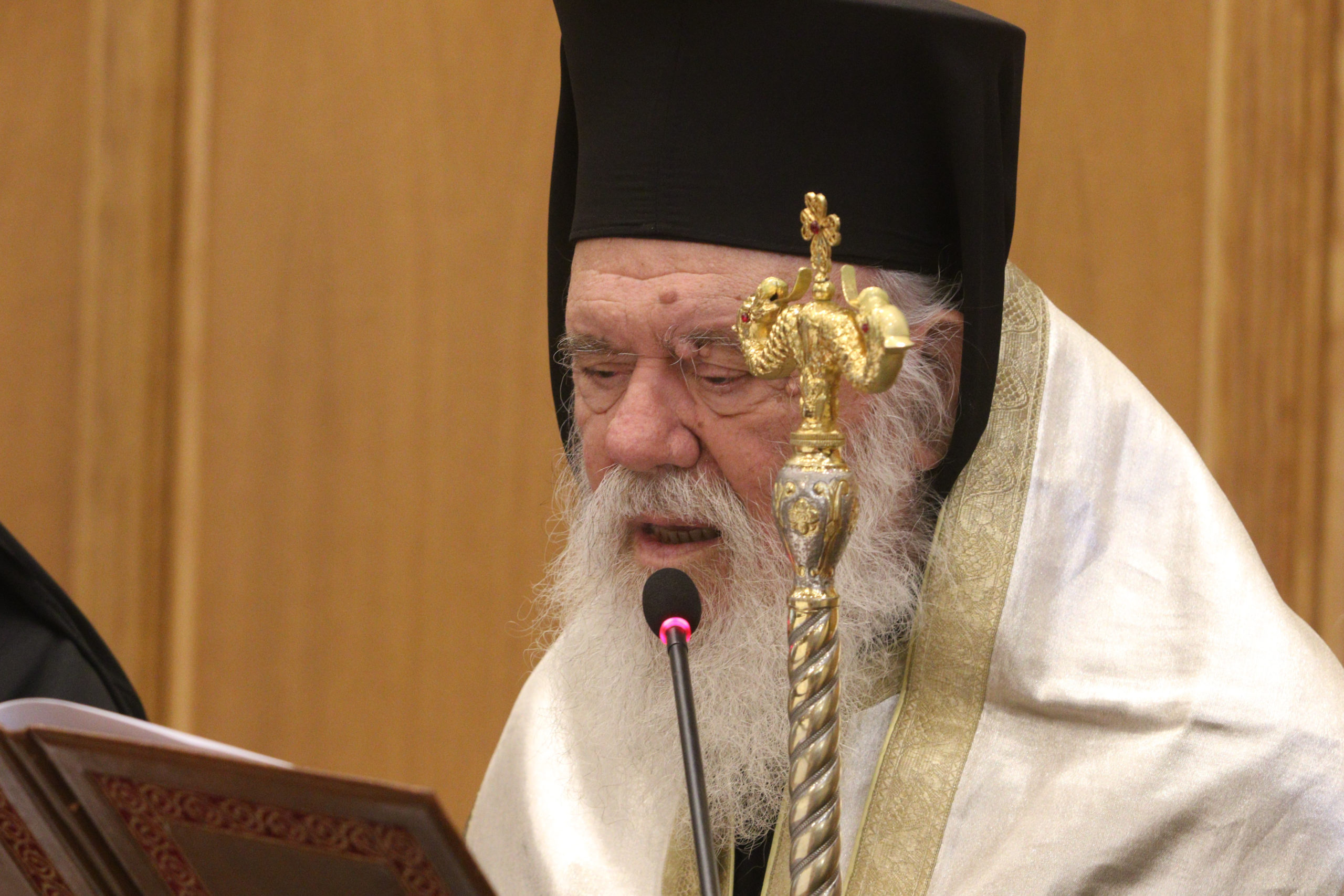 Η βαρυσήμαντη ομιλία του Αρχιεπισκόπου Ιερωνύμου στην Ιεραρχία ...