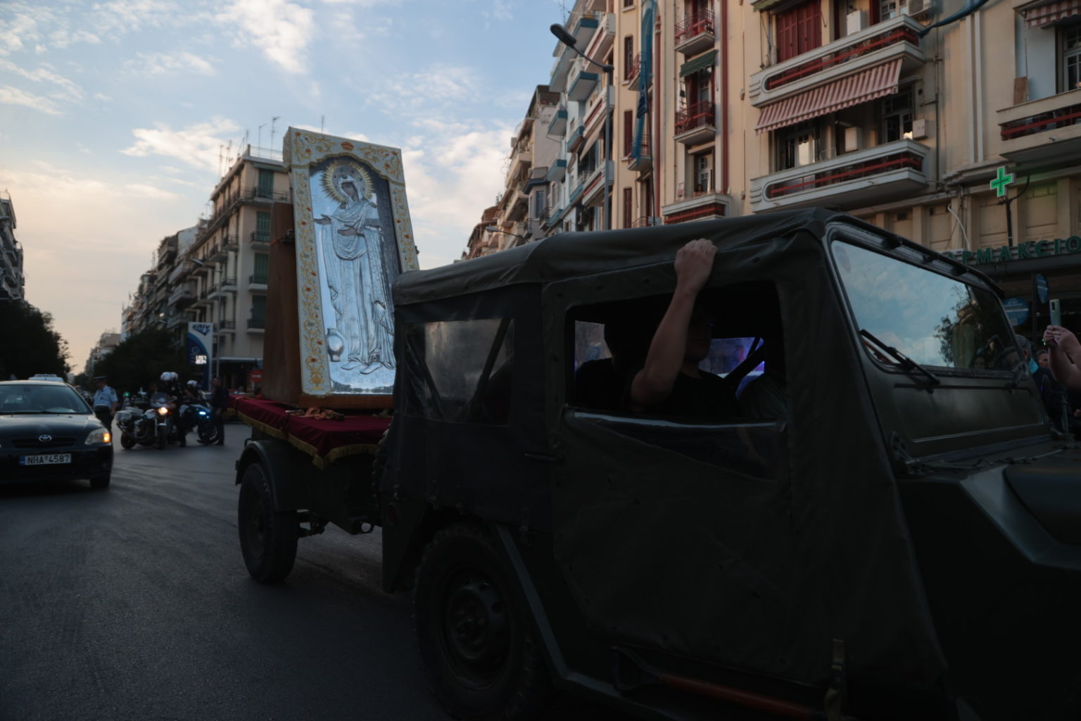 Η Θεσσαλονίκη υποδέχθηκε την Ιερά Εικόνα της Παναγίας της «ΓΕΡΟΝΤΙΣΣΗΣ ...