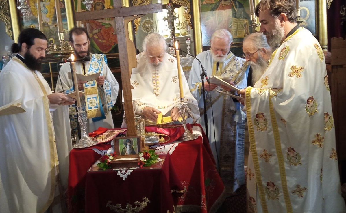 Αρχαιοπρεπής Θεία Λειτουργία Αγίου Ιακώβου του Αδελφοθέου στην Ι.Μ ...