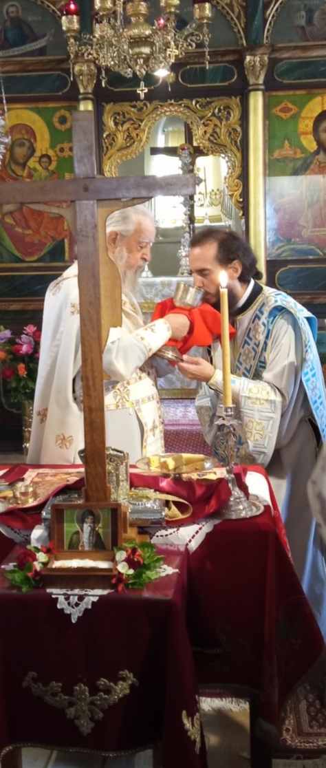 Αρχαιοπρεπής Θεία Λειτουργία Αγίου Ιακώβου του Αδελφοθέου στην Ι.Μ ...