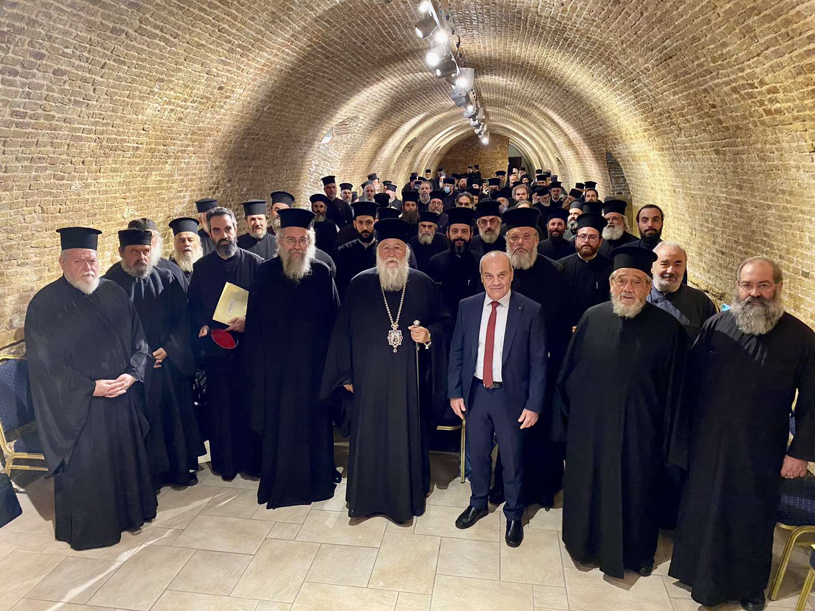 Εκκλησία και προφητικός λόγος το θέμα του 20ου Ιερατικού Συνεδρίου της ...