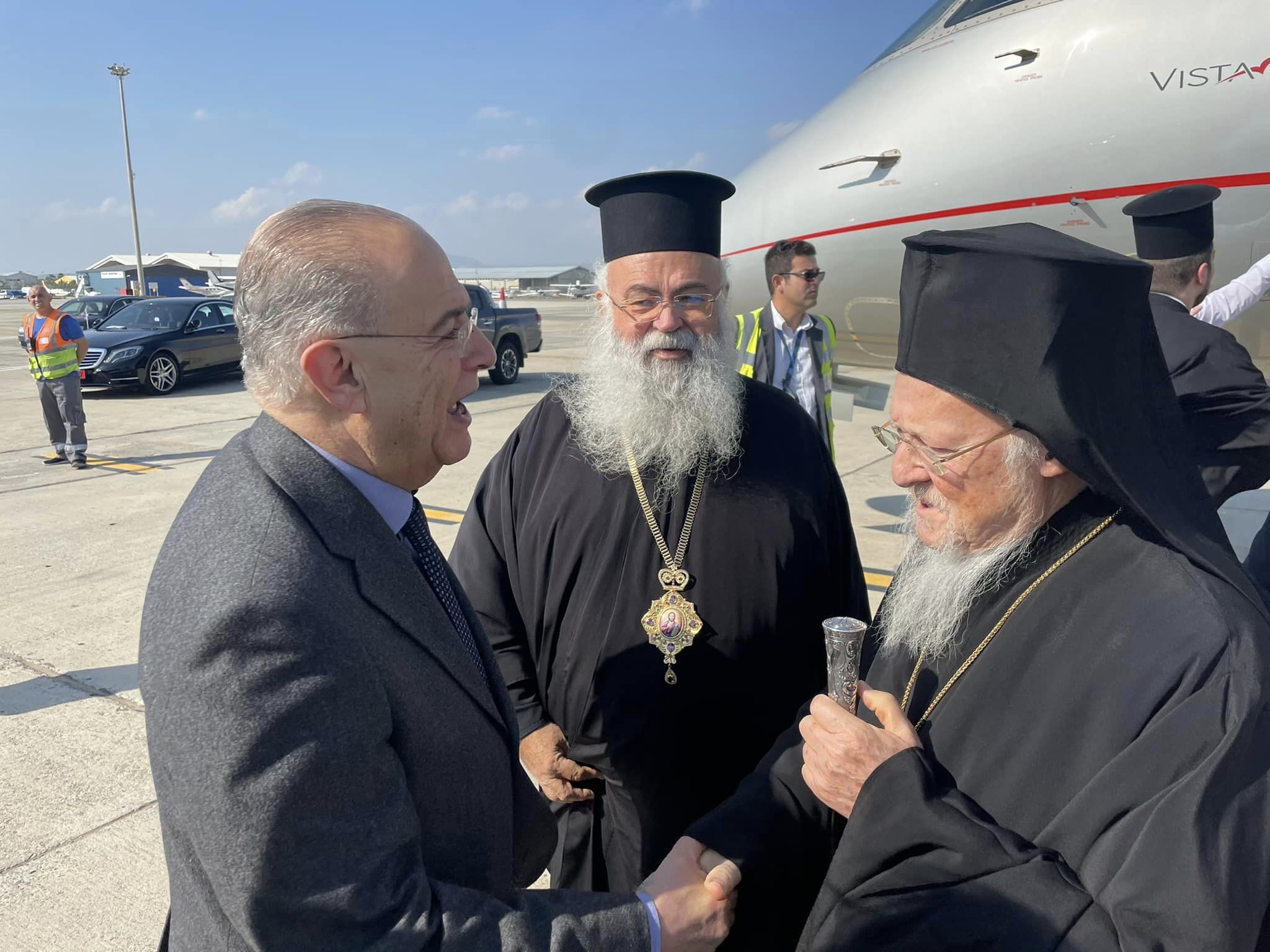 Αφίχθη στην Κύπρο μετά από 5 αιώνες Οικουμενικός Πατριάρχης - Ορθοδοξία ...