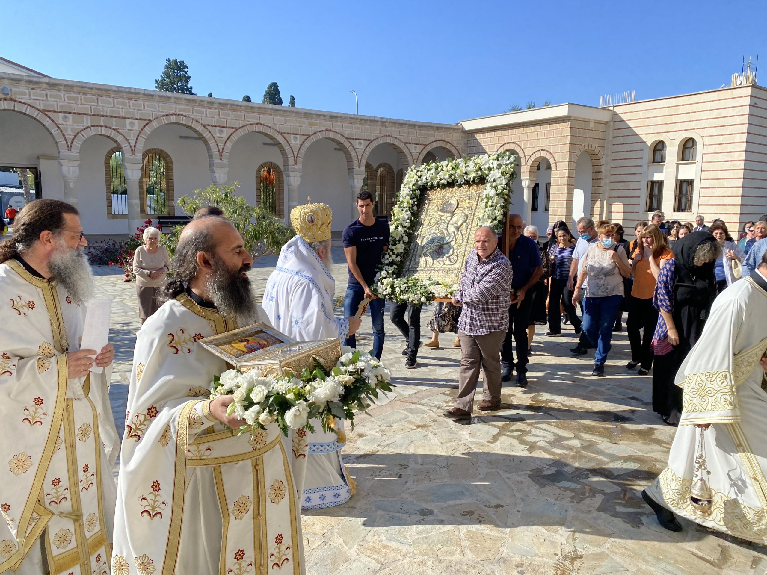 Η εορτή του Αγίου Γεωργίου Κοντού στην πανηγυρίζουσα Μονή στη Λάρνακα ...