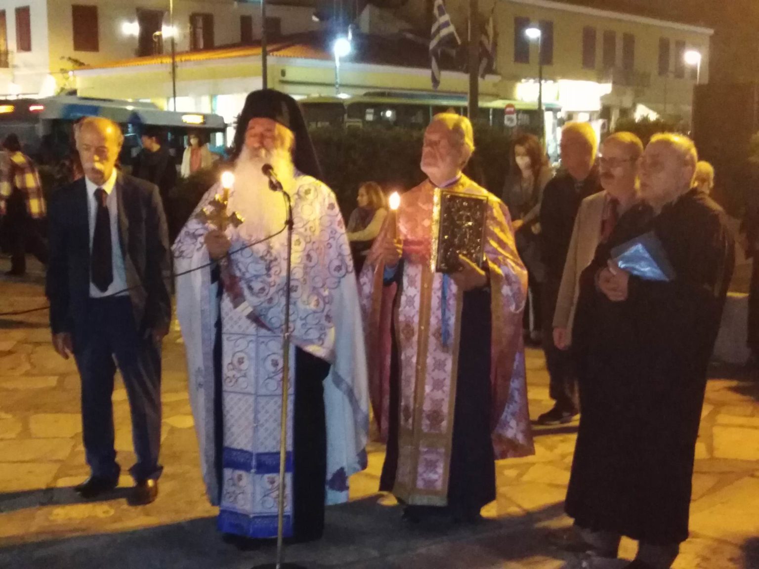 Κατανυκτικός αίνος για την εορτή των Παμμεγίστων Ταξιαρχών, στους ...