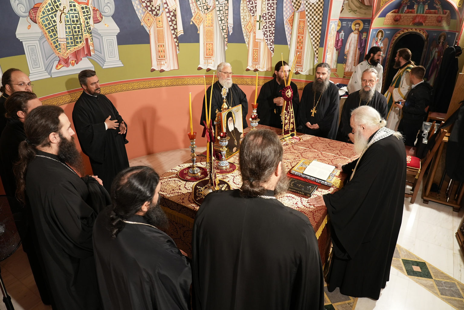 Ο Μητροπολίτης Λαρίσης στην Ιερά Μονή Αγίου Νεκταρίου Τρικόρφου Φωκίδος ...