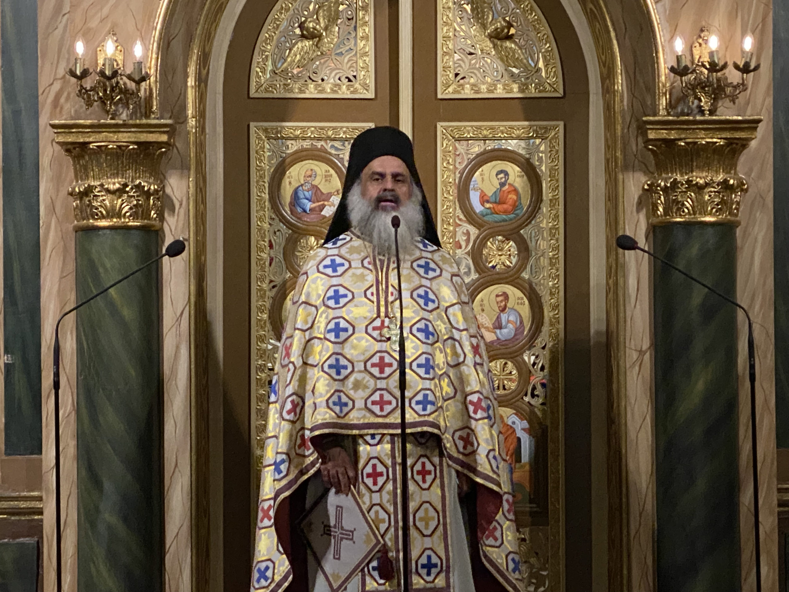 Ο Αρχιμανδρίτης π. Αλέξιος Γιαννιός για τις αρετές του Αγίου Νεκταρίου ...