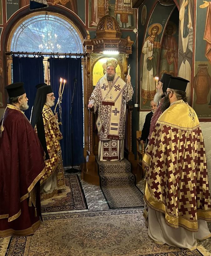 Ινέπολη Νέας Ιωνίας: Το άφθαρτο σκήνωμα του Αγίου Ελευθερίου που ...