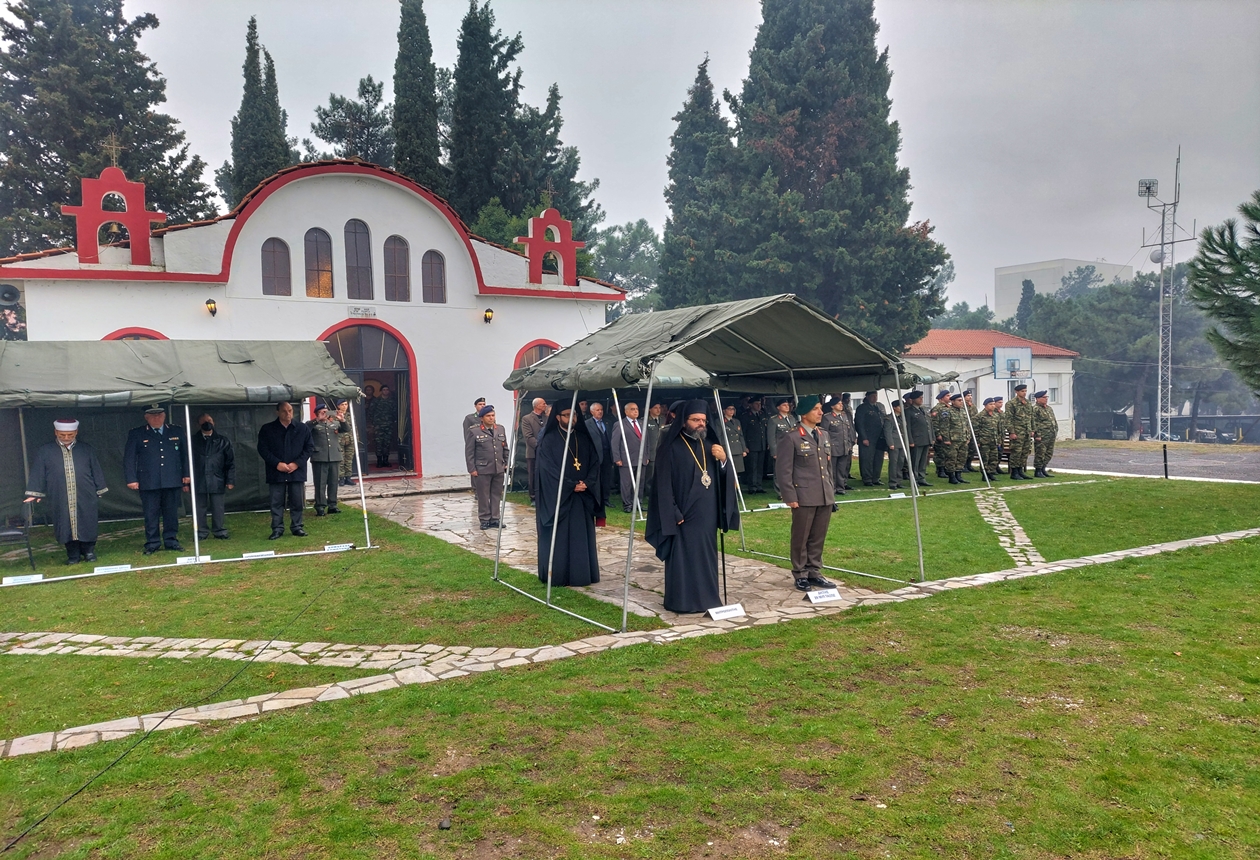 Επιμνημόσυνη Δέηση για τους πεσόντες στη μάχη του Πόγραδετς από τον ...