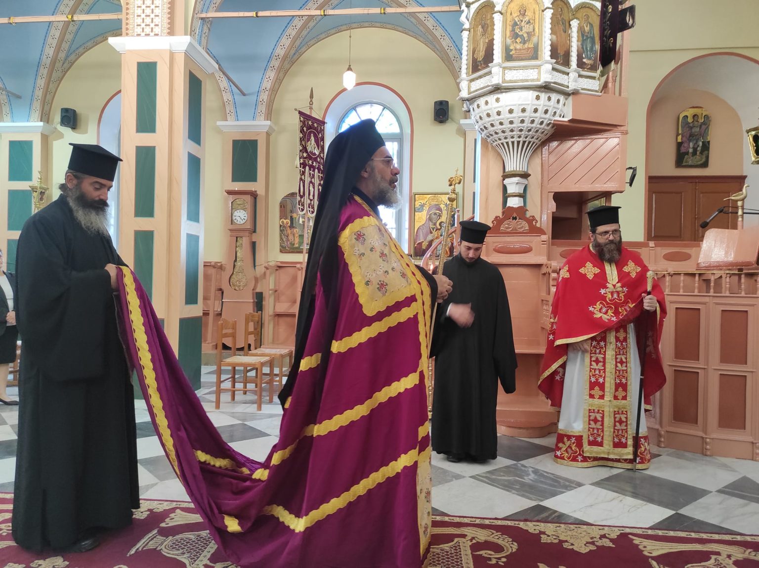 Η εορτή της Συλλήψεως της Αγίας Άννης στη Σύμη (ΦΩΤΟ) - Ορθοδοξία News ...