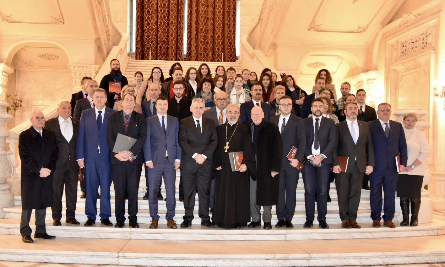 Βουκουρέστι: Παρουσίαση του Τόμου για την Αγία Σοφία - Ορθοδοξία News ...