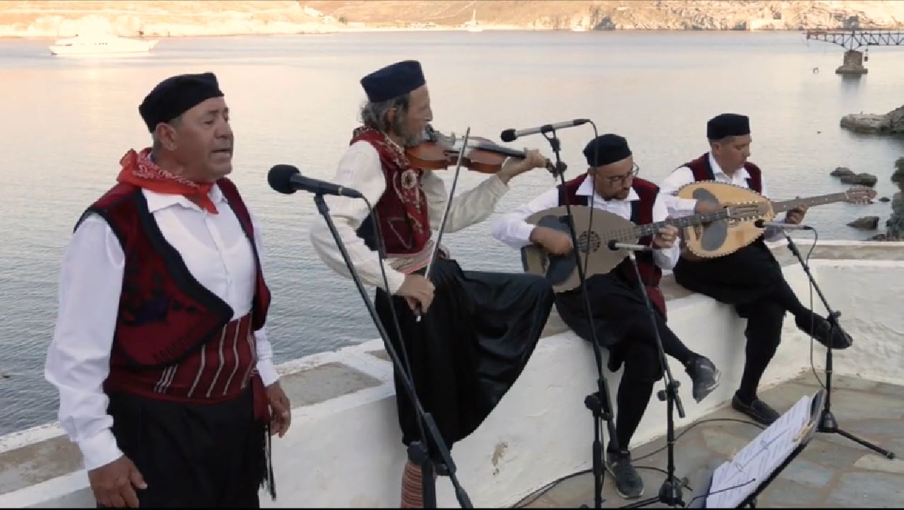 "Έλλήνων έργα" στην pemptousia.tv: Τραγούδια και Χοροί της Σερίφου ...