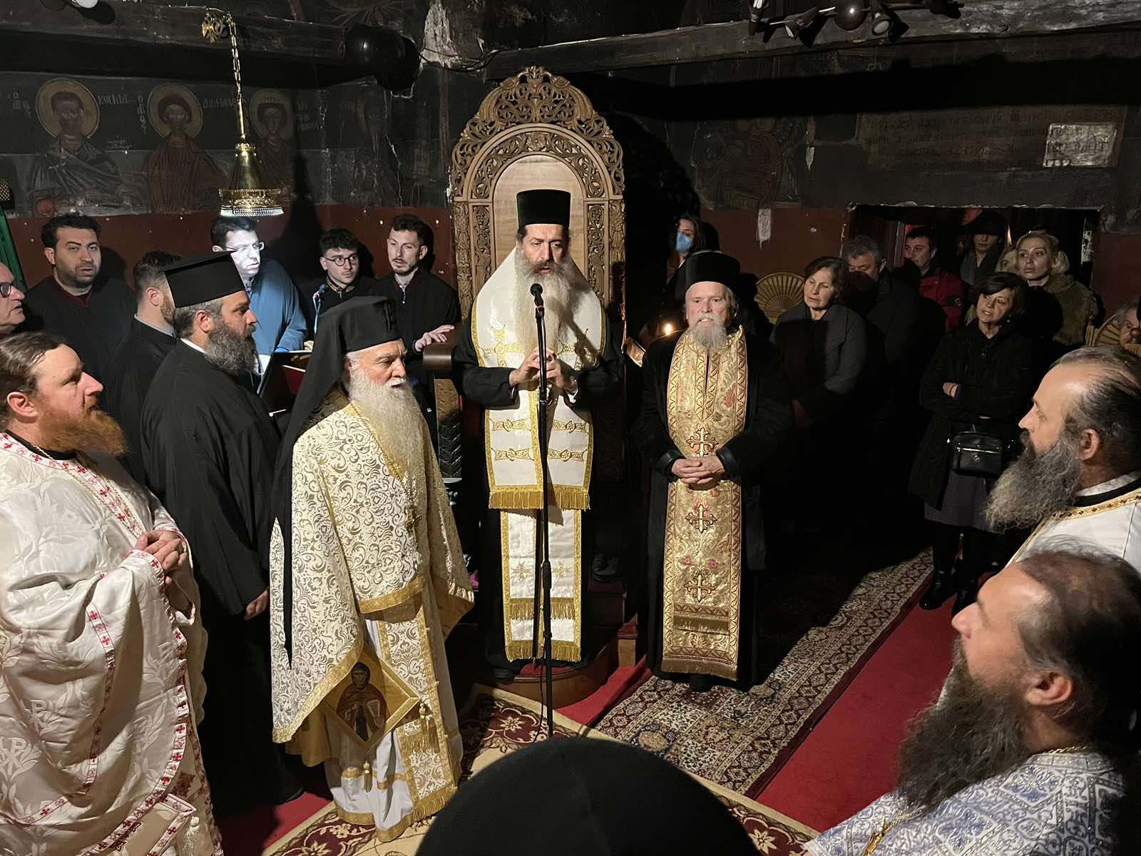 Ιερά Αγρυπνία για τον Όσιο Εφραίμ τον Σύρο στην Ιερά Μητρόπολη ...
