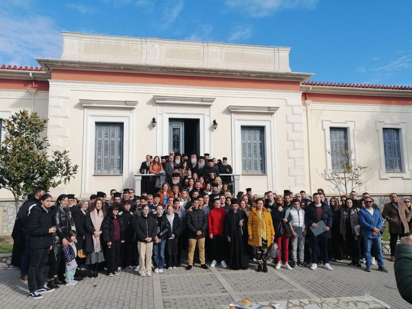 Στο Αίγιο "χτύπησε" η καρδιά της Νεολαίας - Η Εκκλησία, οι νέοι και οι ...
