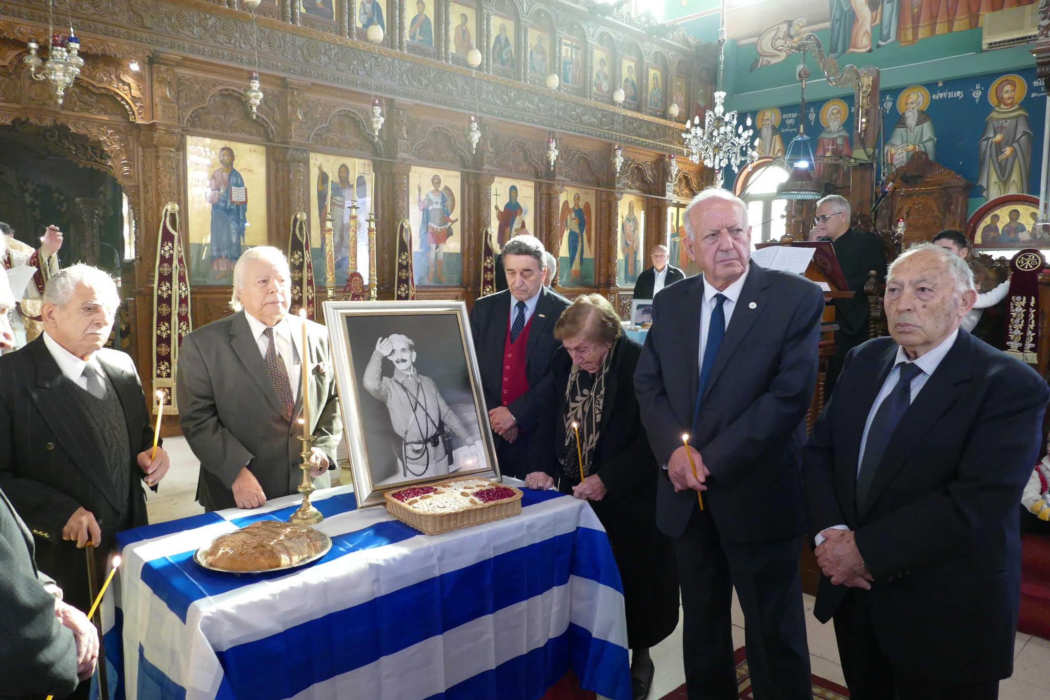 Το 49ο μνημόσυνο του Γρίβα Διγενή από τον Μητροπολίτη Αθανάσιο ...