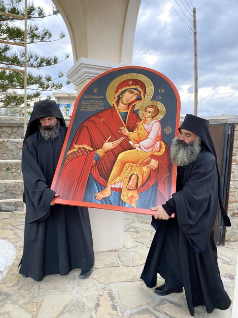 Από το Άγιον Όρος στη Σαντορίνη η Ιερά Εικόνα της Παναγίας Γοργοϋπηκόου ...