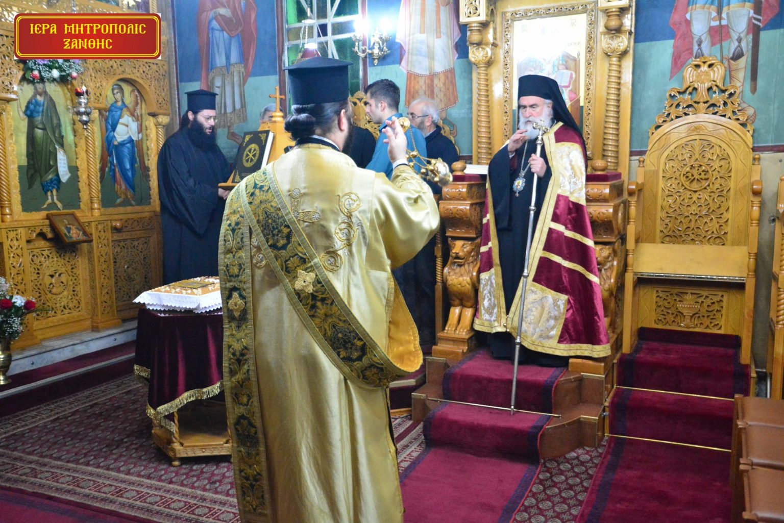 Λιτάνευση της Ιεράς Εικόνας του Αγίου Τρύφωνα στην Ξάνθη - Ορθοδοξία ...