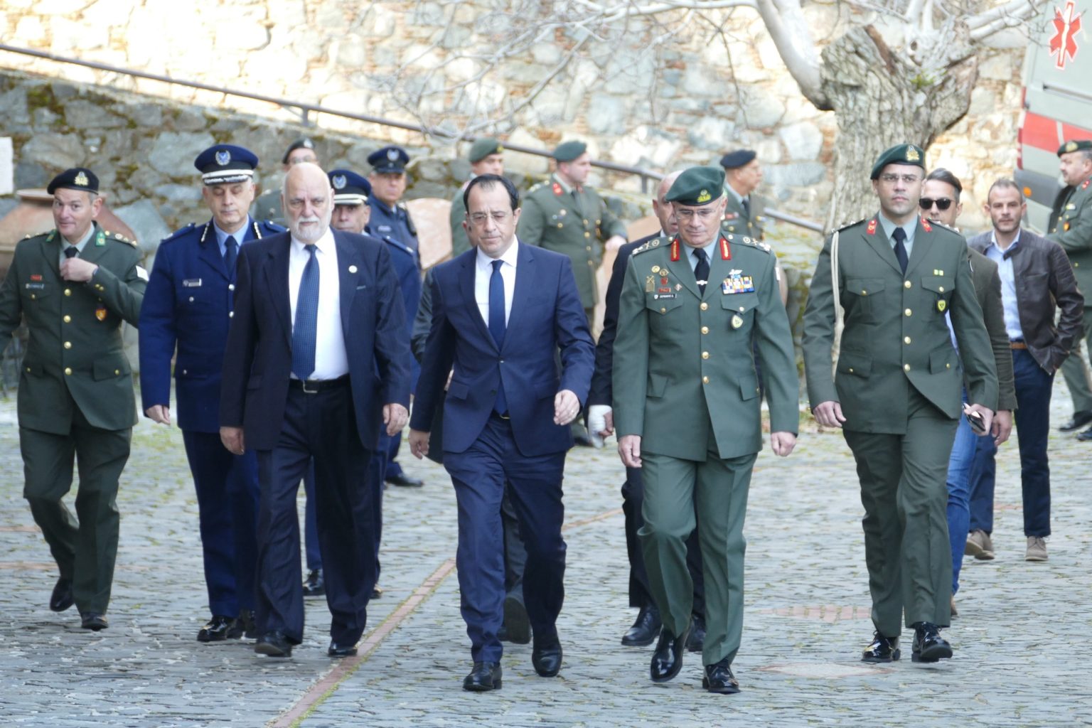 Ο Αρχιεπίσκοπος Κύπρου για τον Ήρωα της ΕΟΚΑ Γρηγόρη Αυξεντίου ...