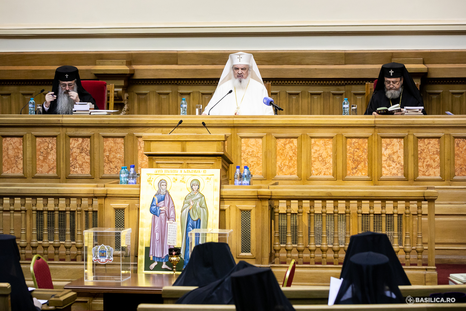 Πατριαρχείο Ρουμανίας: Aναγνώρισε την «αυτοκεφαλία» της Αρχιεπισκοπής ...