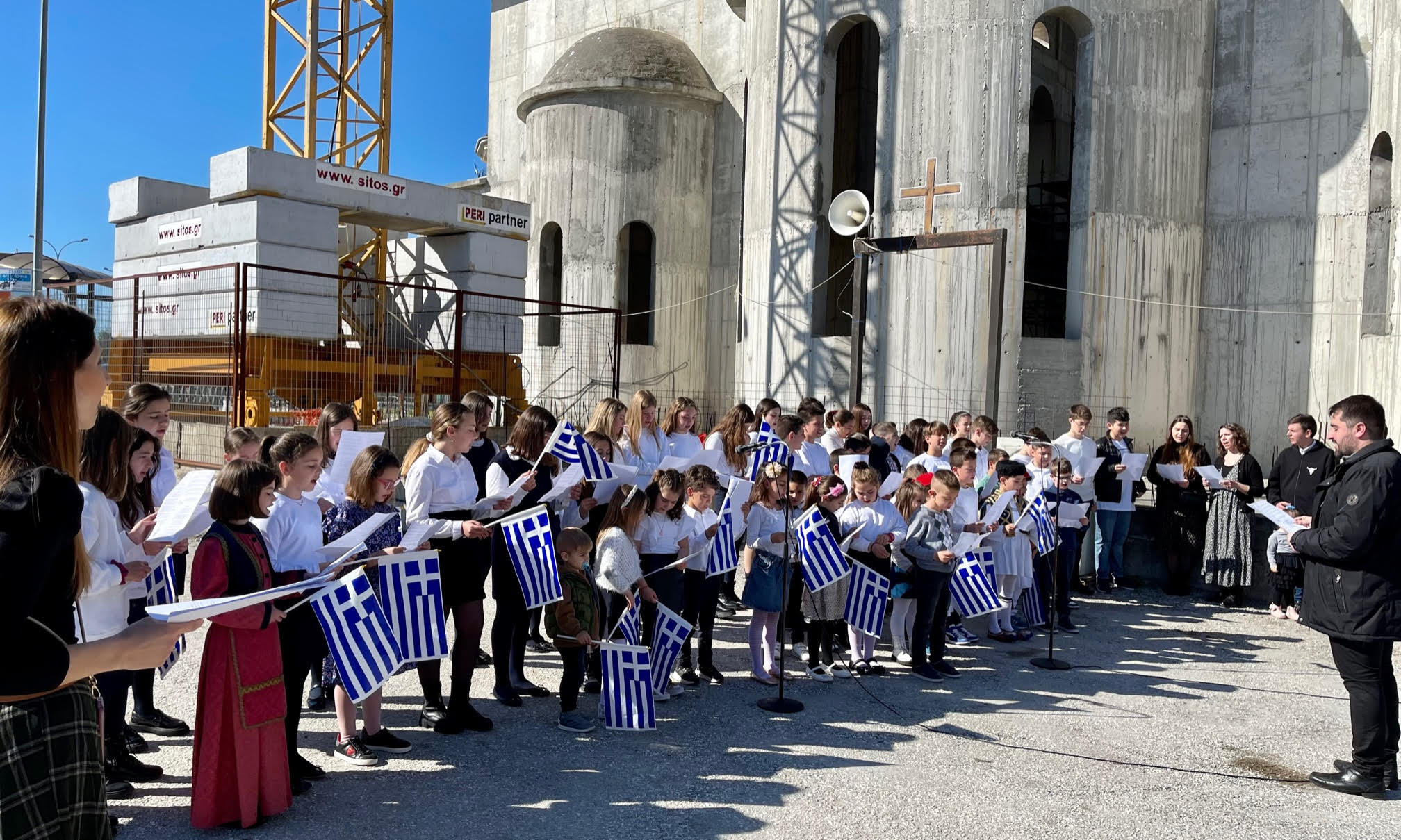 Xαρακόπουλος: Μήνυμα ελπίδας από τα παιδιά του κατηχητικού Αγίας Σοφίας ...