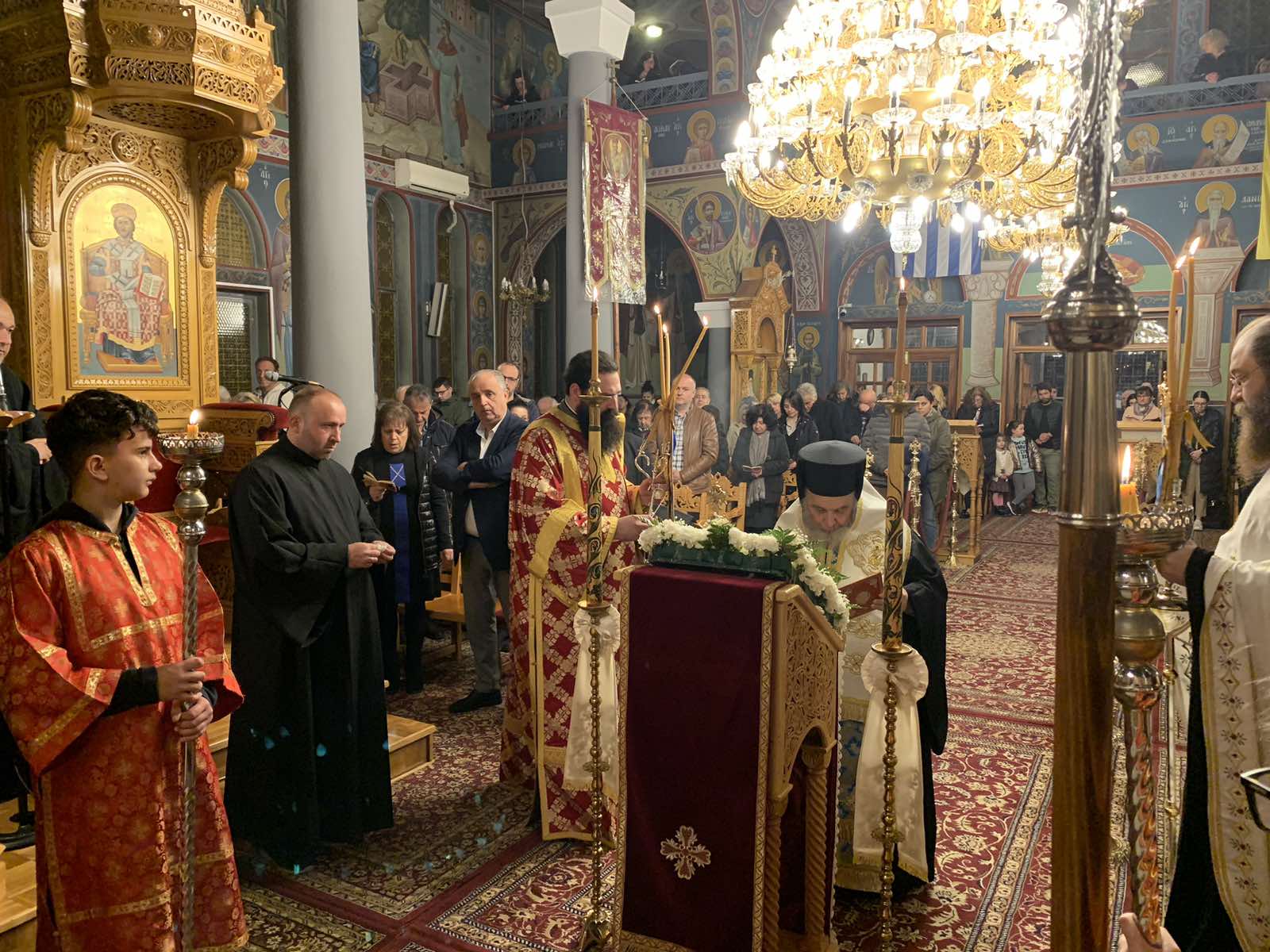 Ο Μητροπολίτης Εδέσσης για την έννοια του φωτός που συναντάται στους ...