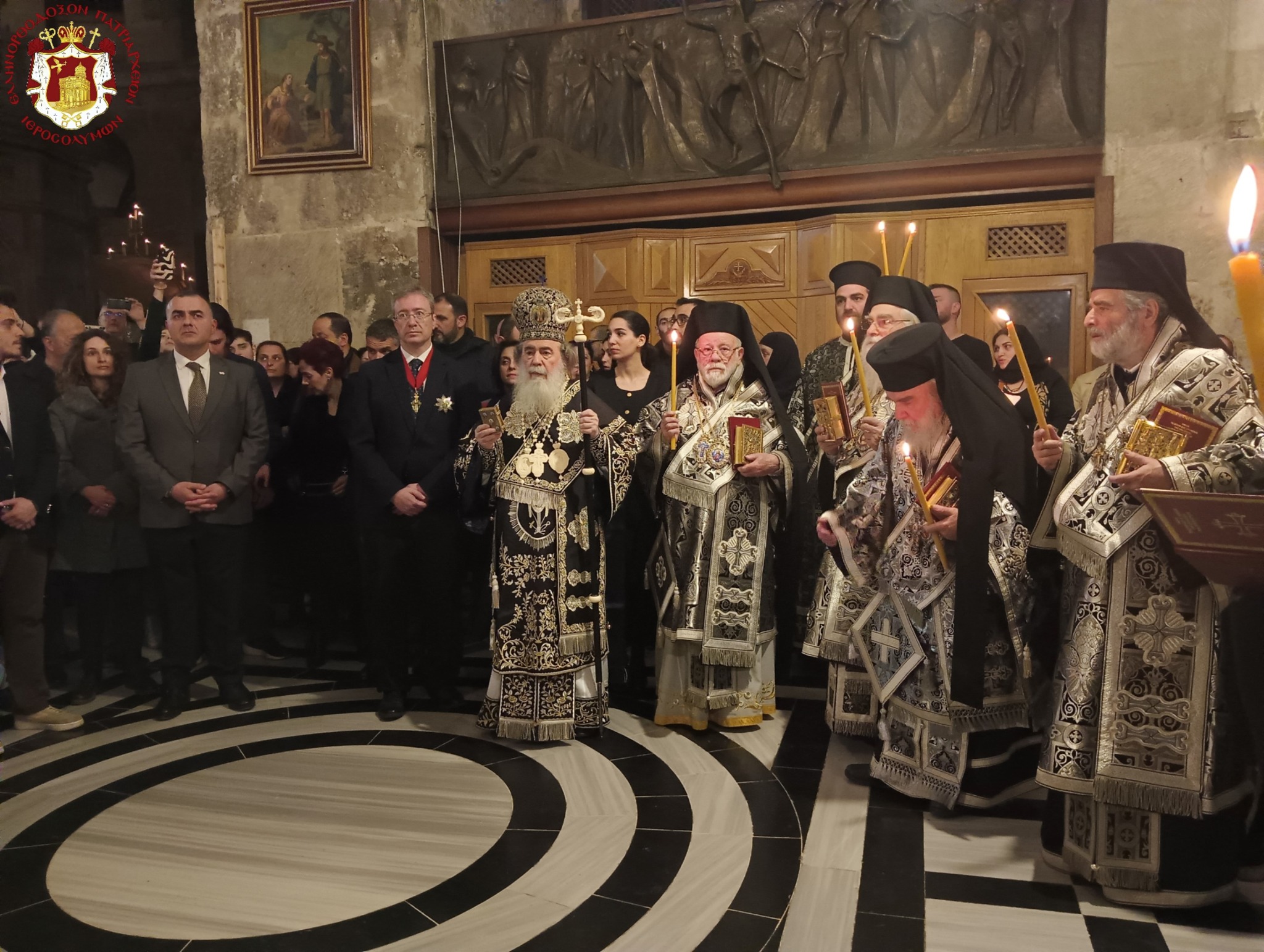 Ιεροσόλυμα: Η ακολουθία του Επιταφίου στον Πανάγιο Τάφο (ΒΙΝΤΕΟ+ΦΩΤΟ ...
