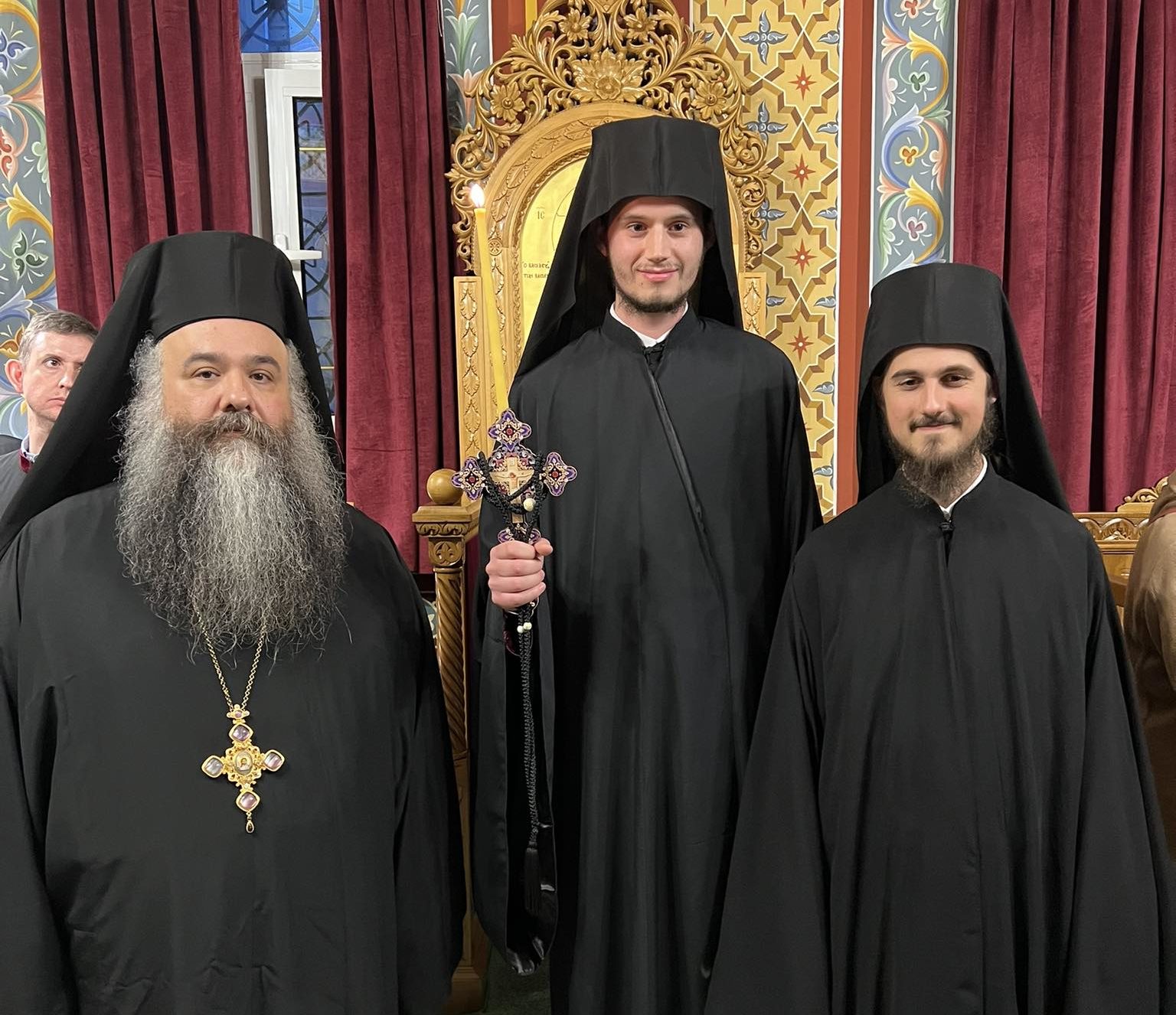 Μοναχική κουρά δύο νέων στην Ιερά Μητρόπολη Περιστερίου - Ορθοδοξία ...