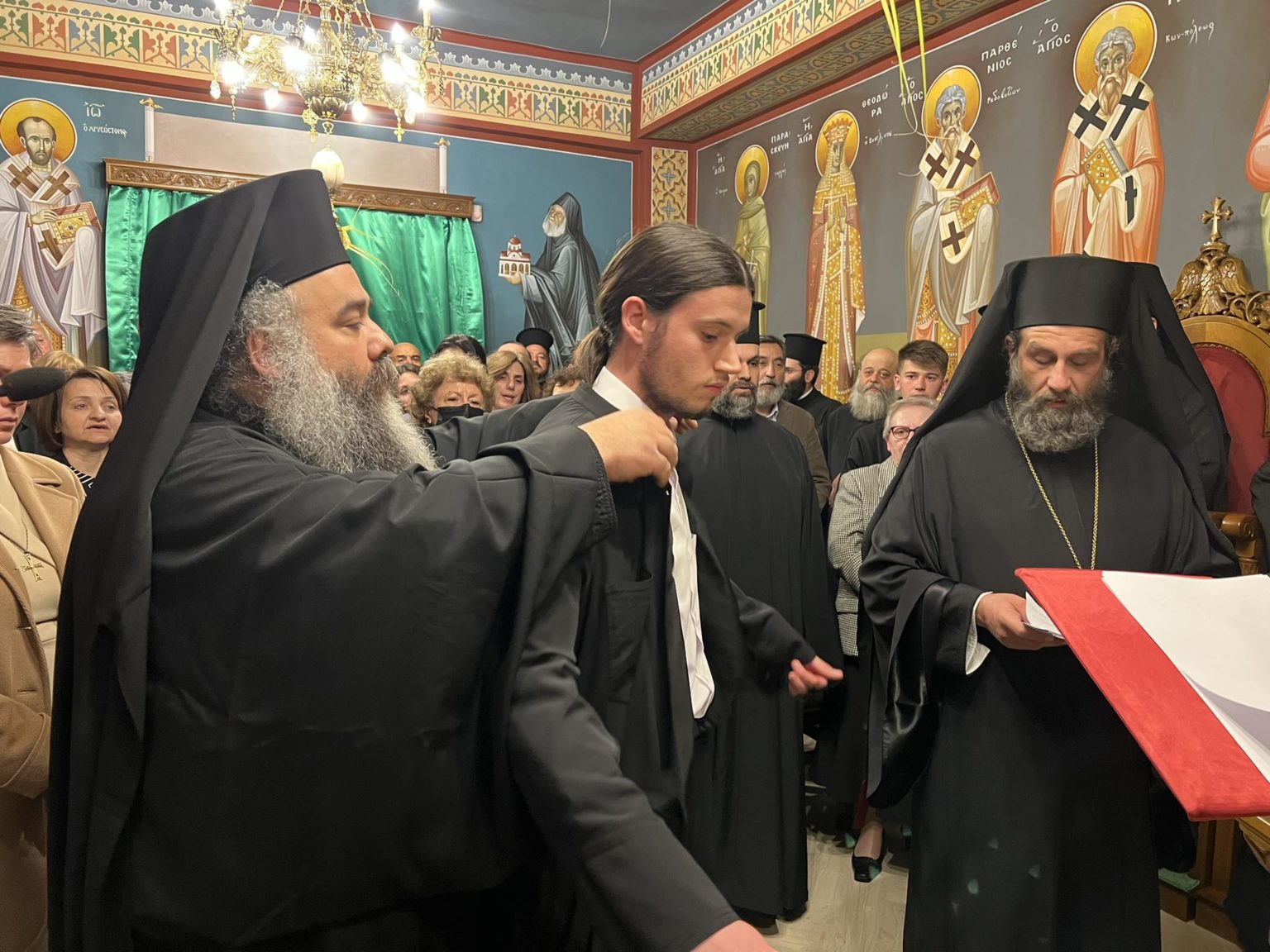 Μοναχική κουρά δύο νέων στην Ιερά Μητρόπολη Περιστερίου - Ορθοδοξία ...