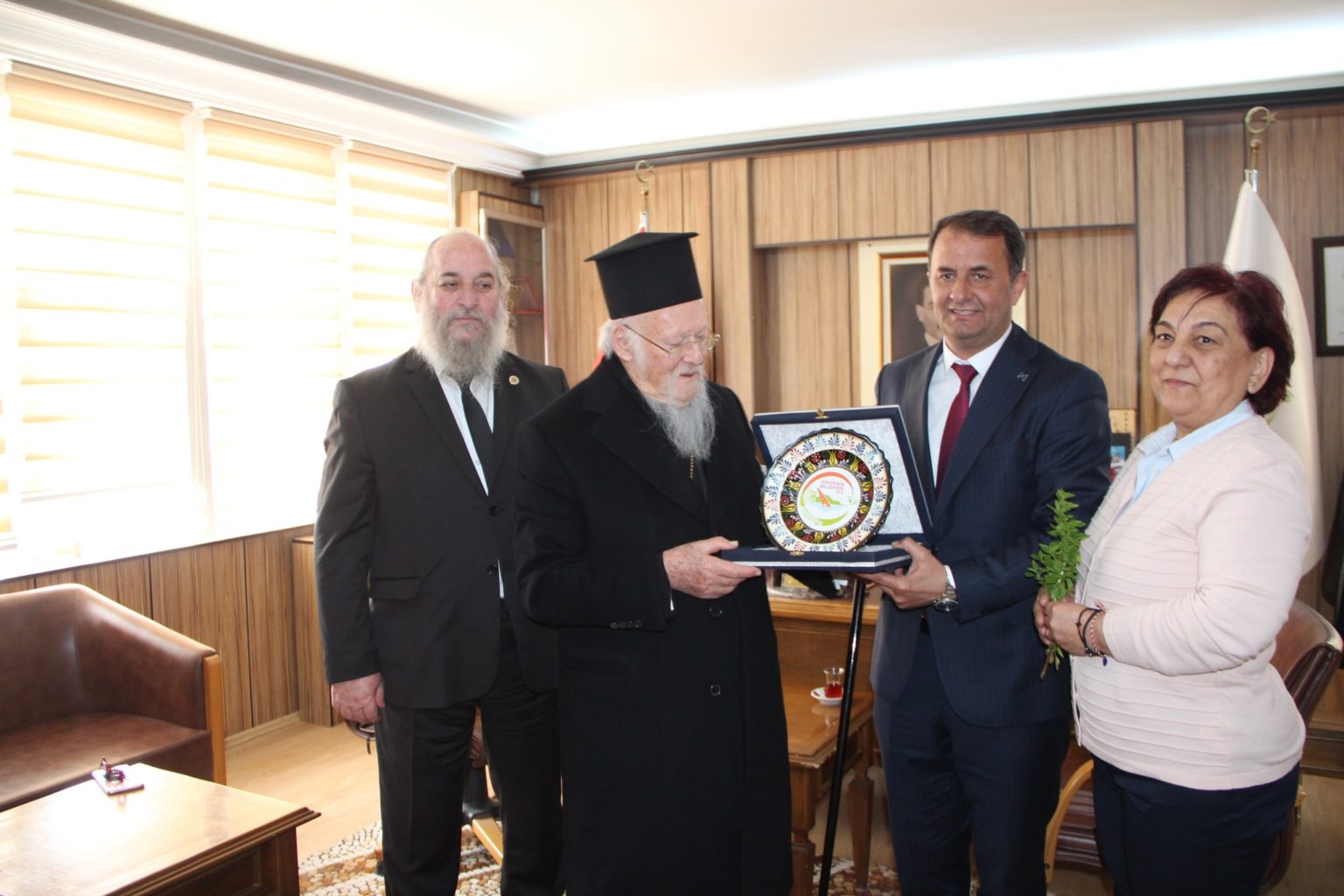 Συναντήσεις Οικουμενικού Πατριάρχη με τοπικούς αξιωματούχους στην Ίμβρο ...
