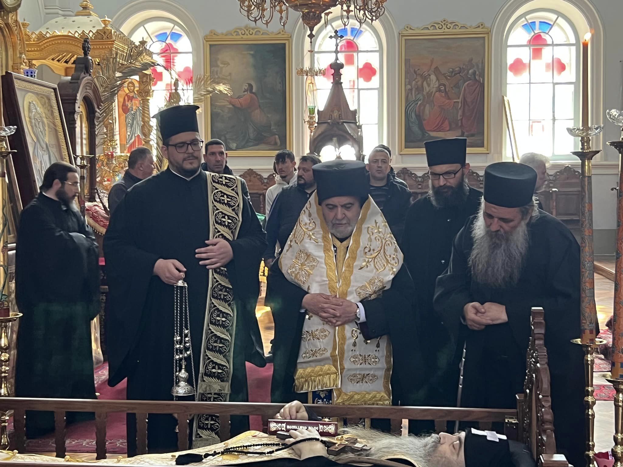 Ο Μητροπολίτης Γέρων Δέρκων στο Άγιο Όρος - Ορθοδοξία News Agency