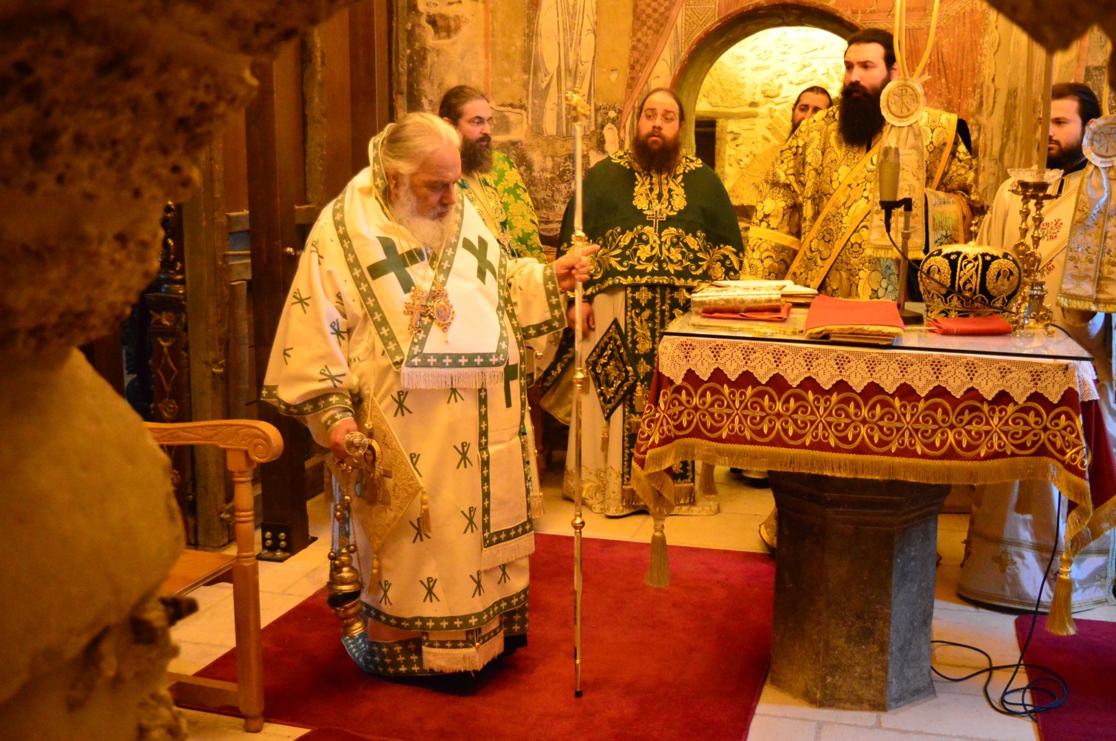 Κυριακή των Βαΐων στον ιστορικό ναό της Έδεσσας - Ορθοδοξία News Agency