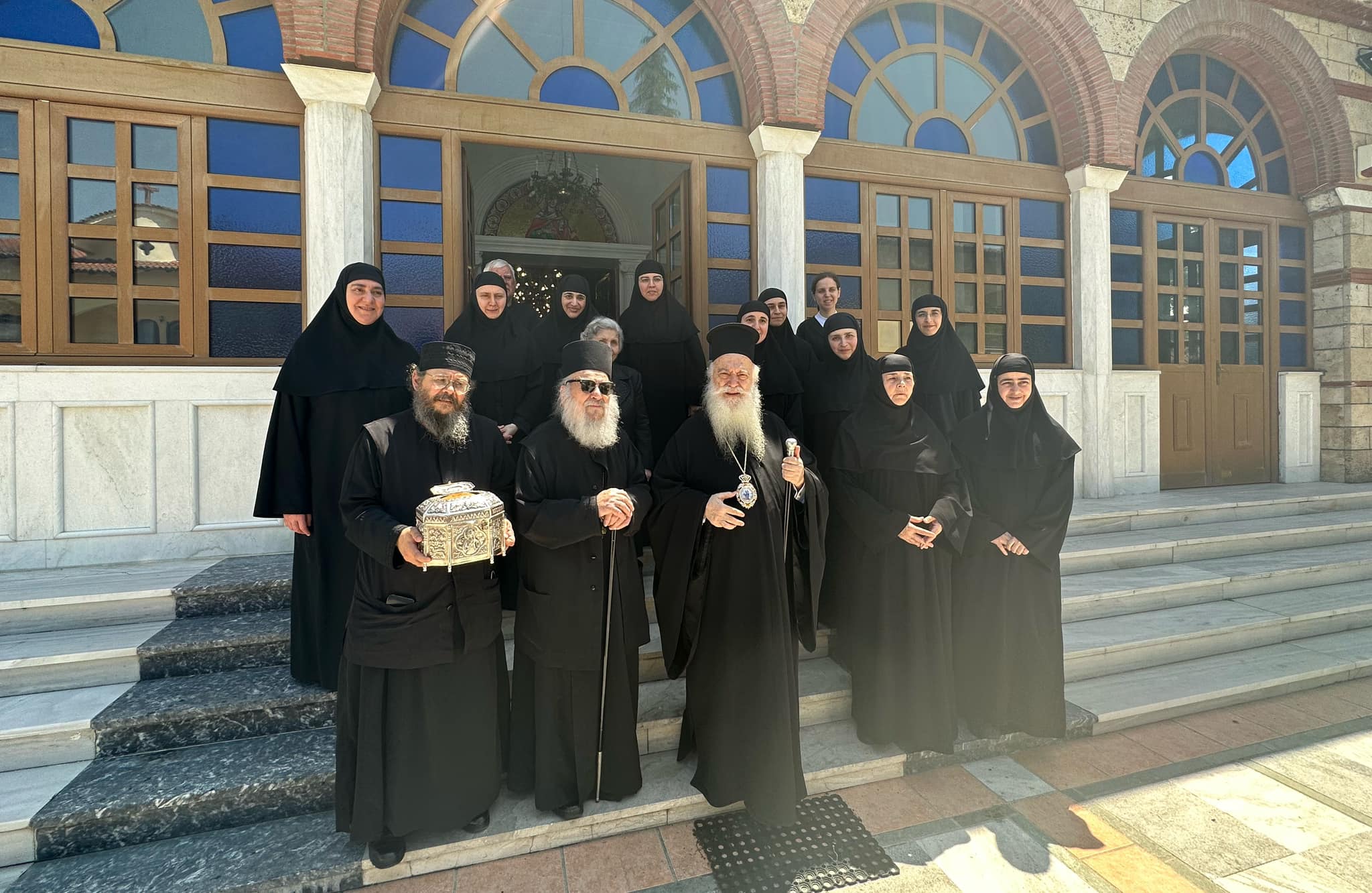 Αφίχθη στη Μητρόπολη Βεροίας η Τιμία Κάρα του Αγίου Παντελεήμονος από ...