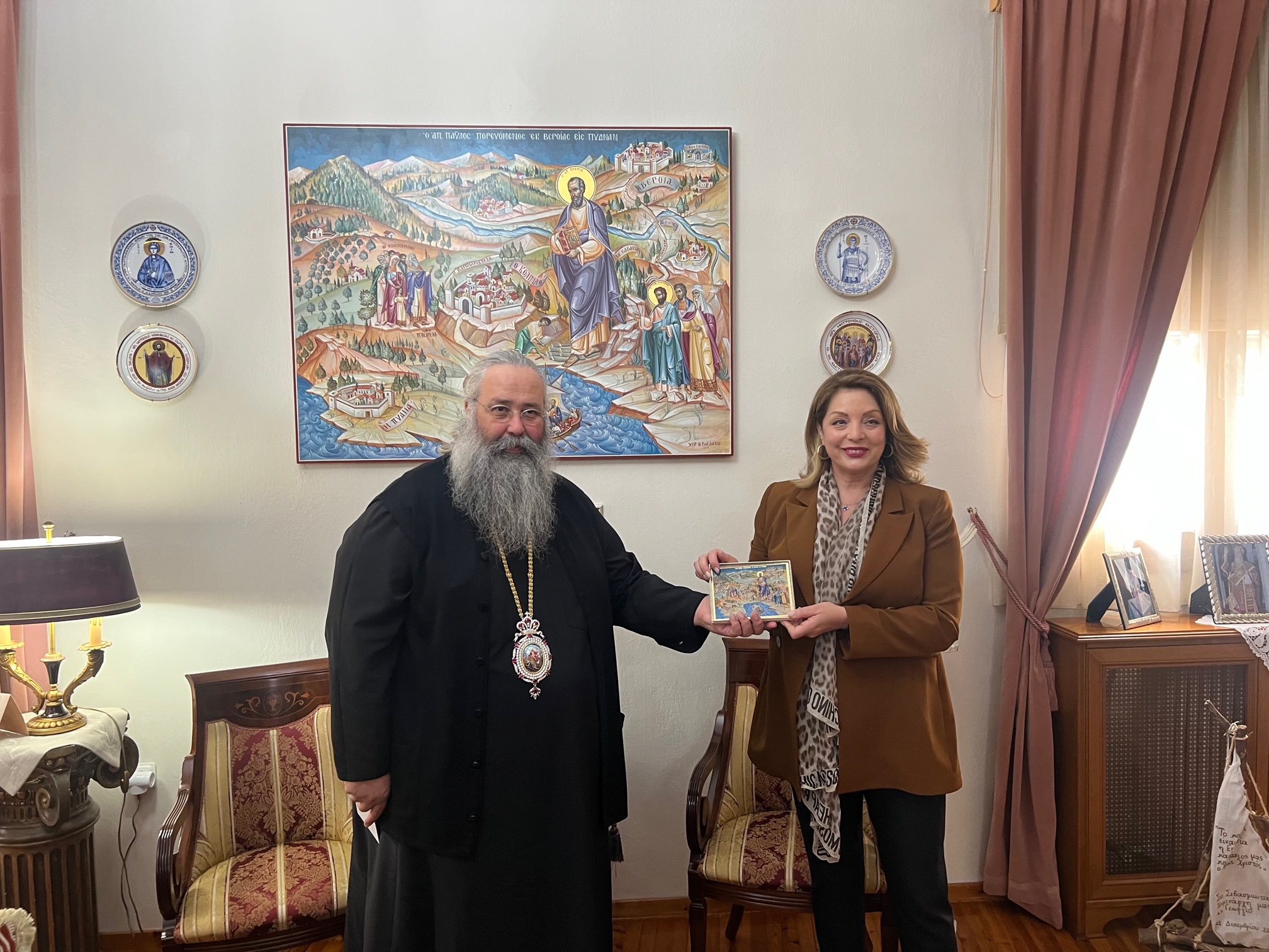 Η Άντζελα Γκερέκου στην παρουσίαση λευκώματος για τον προσκυνηματικό ...