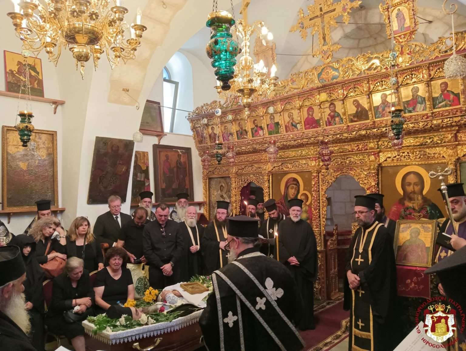 Το "ύστατο χαίρε" στον Αρχιμανδρίτη Φιλόθεο Βαρδάκη (ΦΩΤΟ) - Ορθοδοξία ...