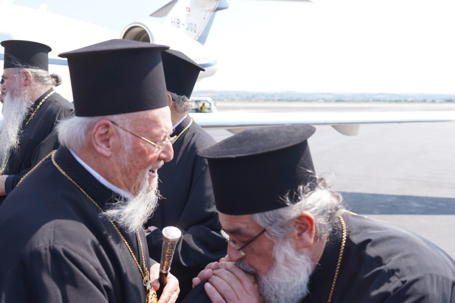 Η Άφιξη του Οικουμενικού Πατριάρχη στο Διεθνές Αεροδρόμιο Θεσσαλονίκης ...