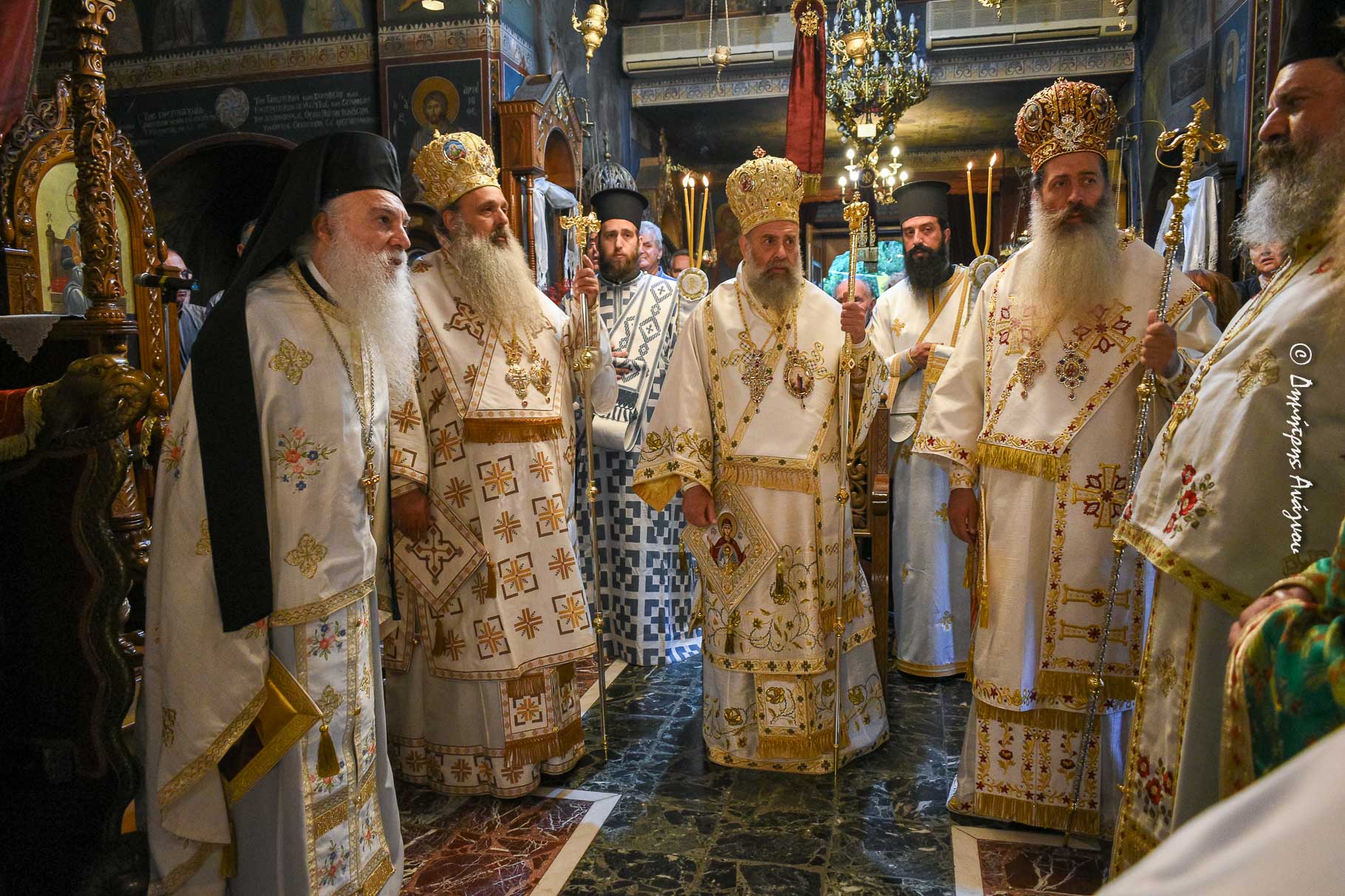 Θεσσαλιώτιδος Τιμόθεος: «Η Παναγία μας δείχνει την πραγματική εν Χριστώ ...