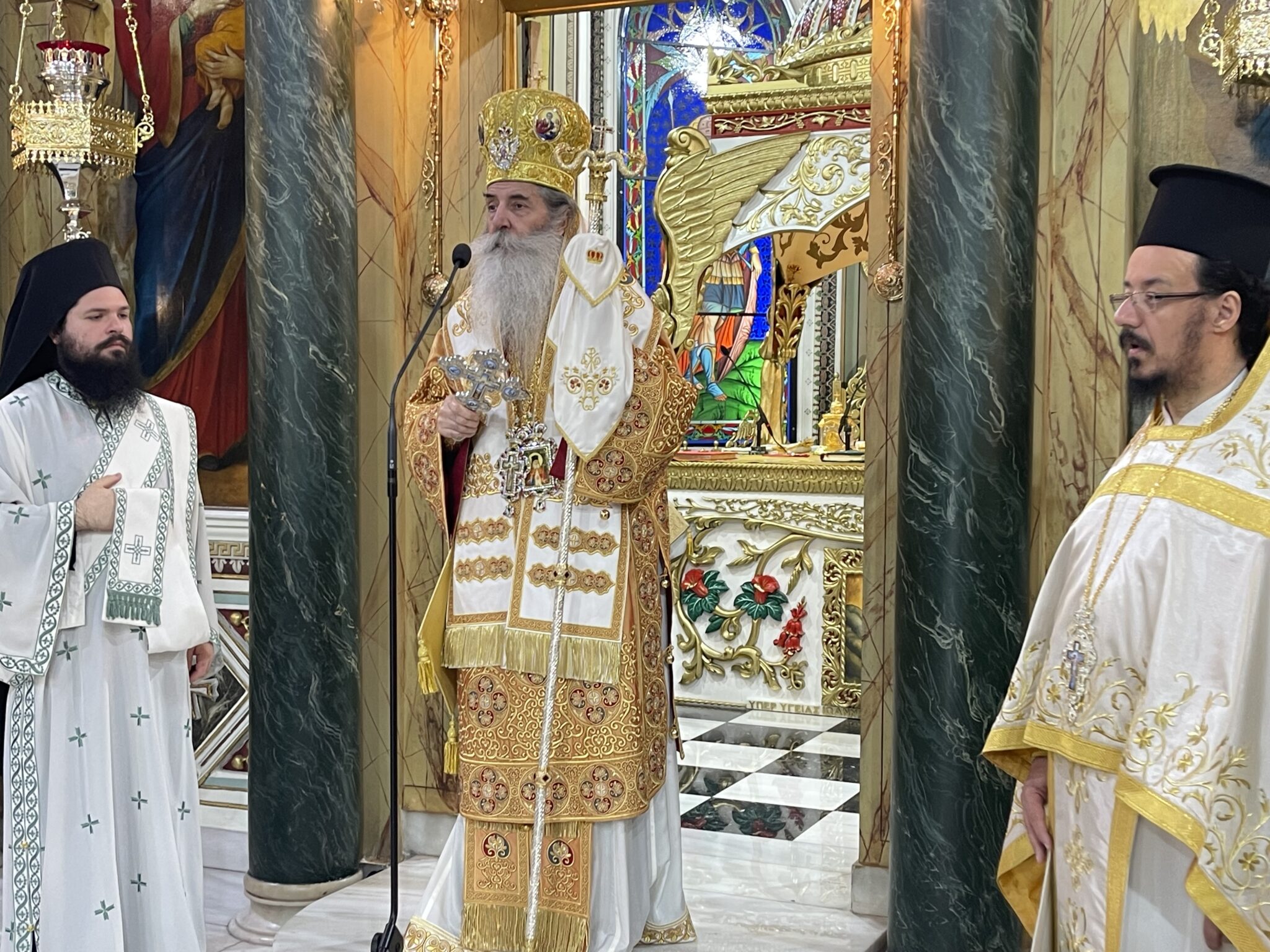Μητροπολίτης Πειραιώς: Η Εκκλησία έχει ως πολύτιμο θησαυρό το αίμα των ...