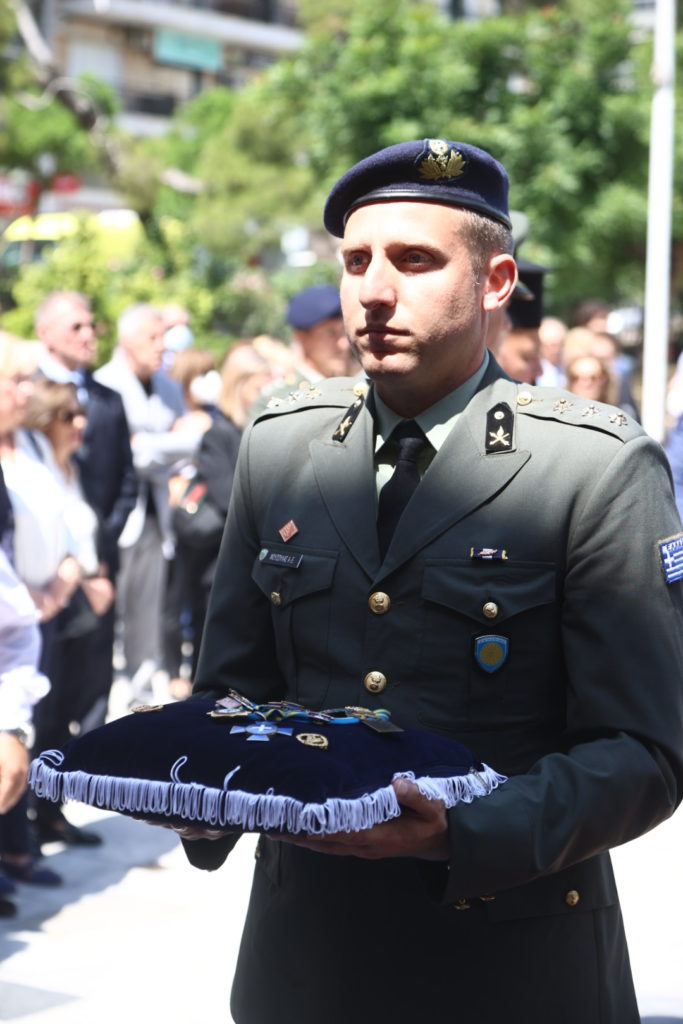 Θεσσαλονίκη: Το «ύστατο χαίρε» στον Στρατηγό Μιχαήλ Κωσταράκο ...