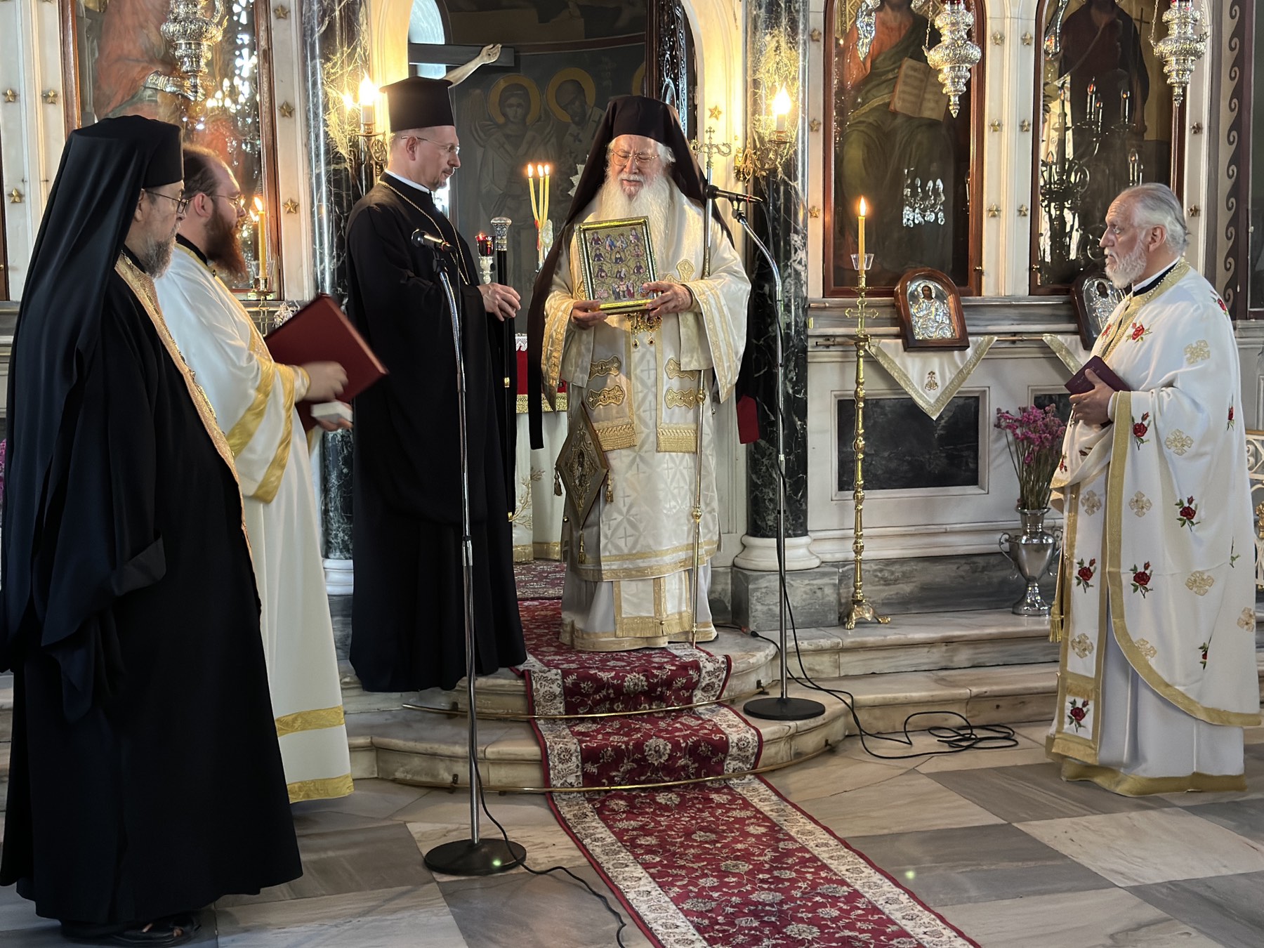 Ο Μητροπολίτης Θηβών υποδέχθηκε τον Βοιωτό Μητροπολίτη Κυδωνιών ...
