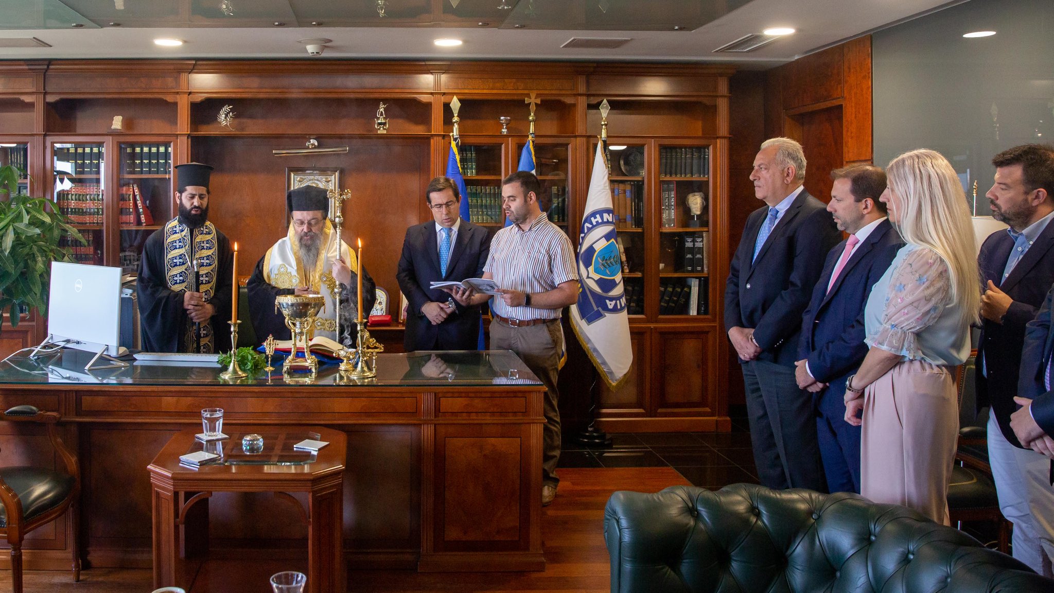 Ο Χίου Μάρκος τέλεσε Αγιασμό στο Υπουργείο Προστασίας του Πολίτη ...