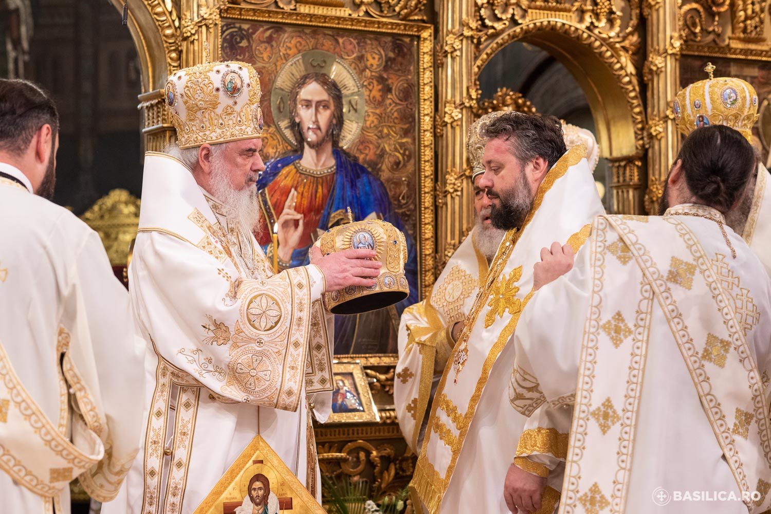Χειροτονία Επισκόπου στο Πατριαρχείο Ρουμανίας - Ορθοδοξία News Agency