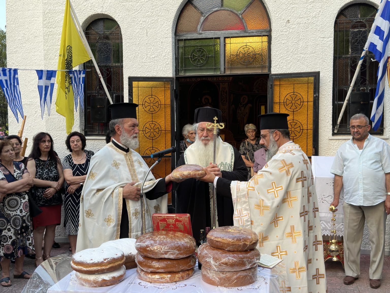 Εορτή των Αγίων Αναργύρων και Κυριακή Δ΄ Ματθαίου στην Ιερά Μητρόπολη ...